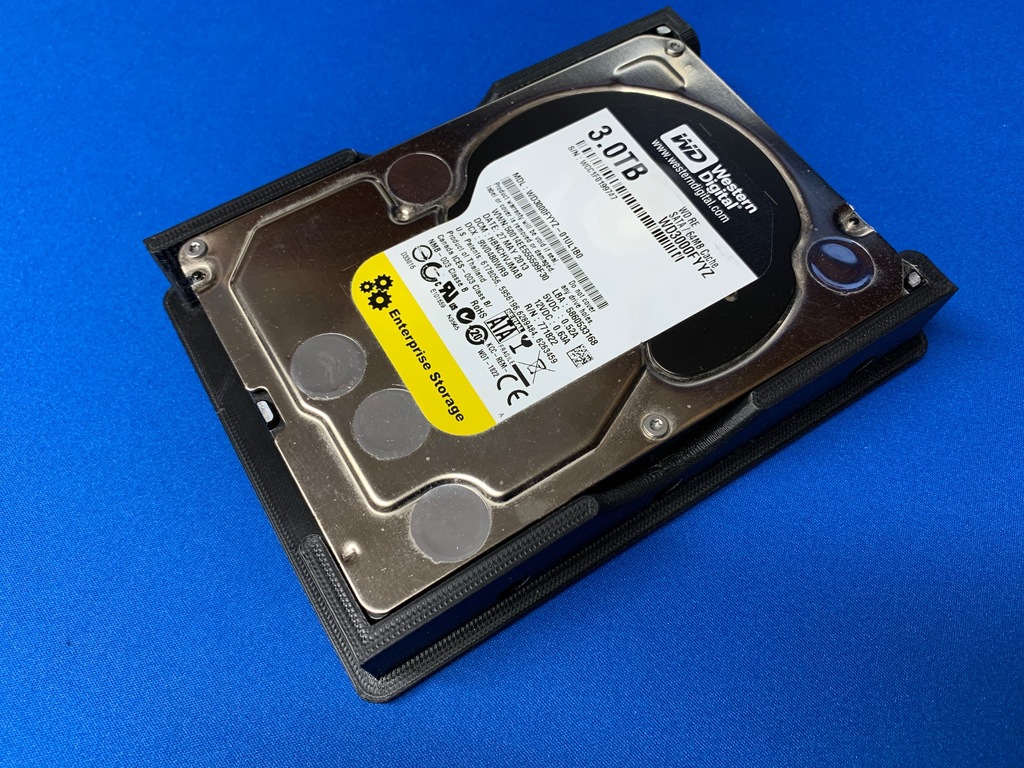 3.5" SATA or IDE Vented HDD Enclosure by Computerjohn | Download free ...