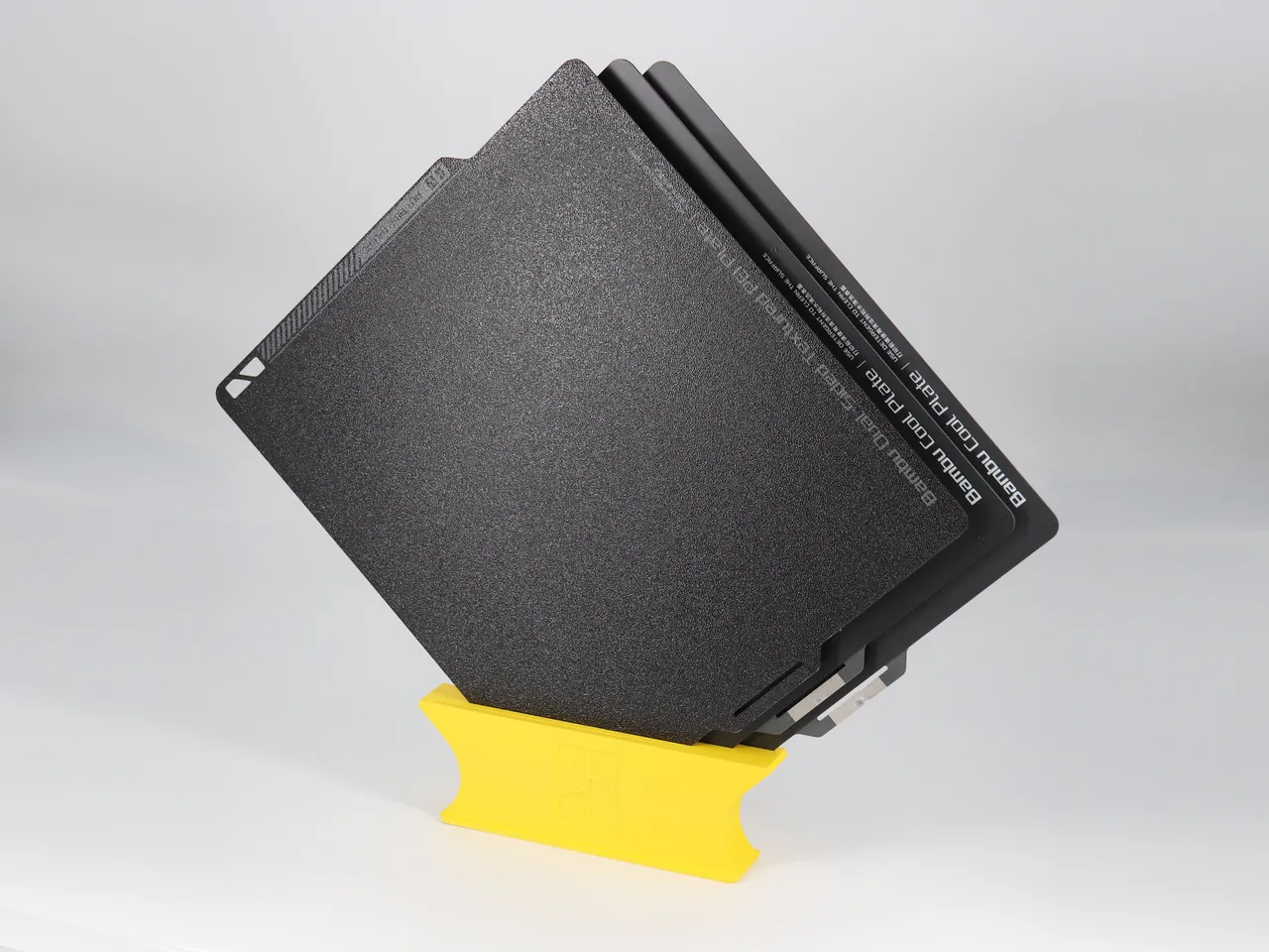 Bambu Lab Build Plate Compact Holder by giufini | Download free STL ...