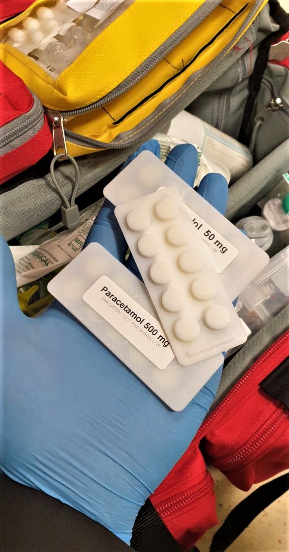 Blister tablet pack prop for healthcare simulation by Aleksandrs ...