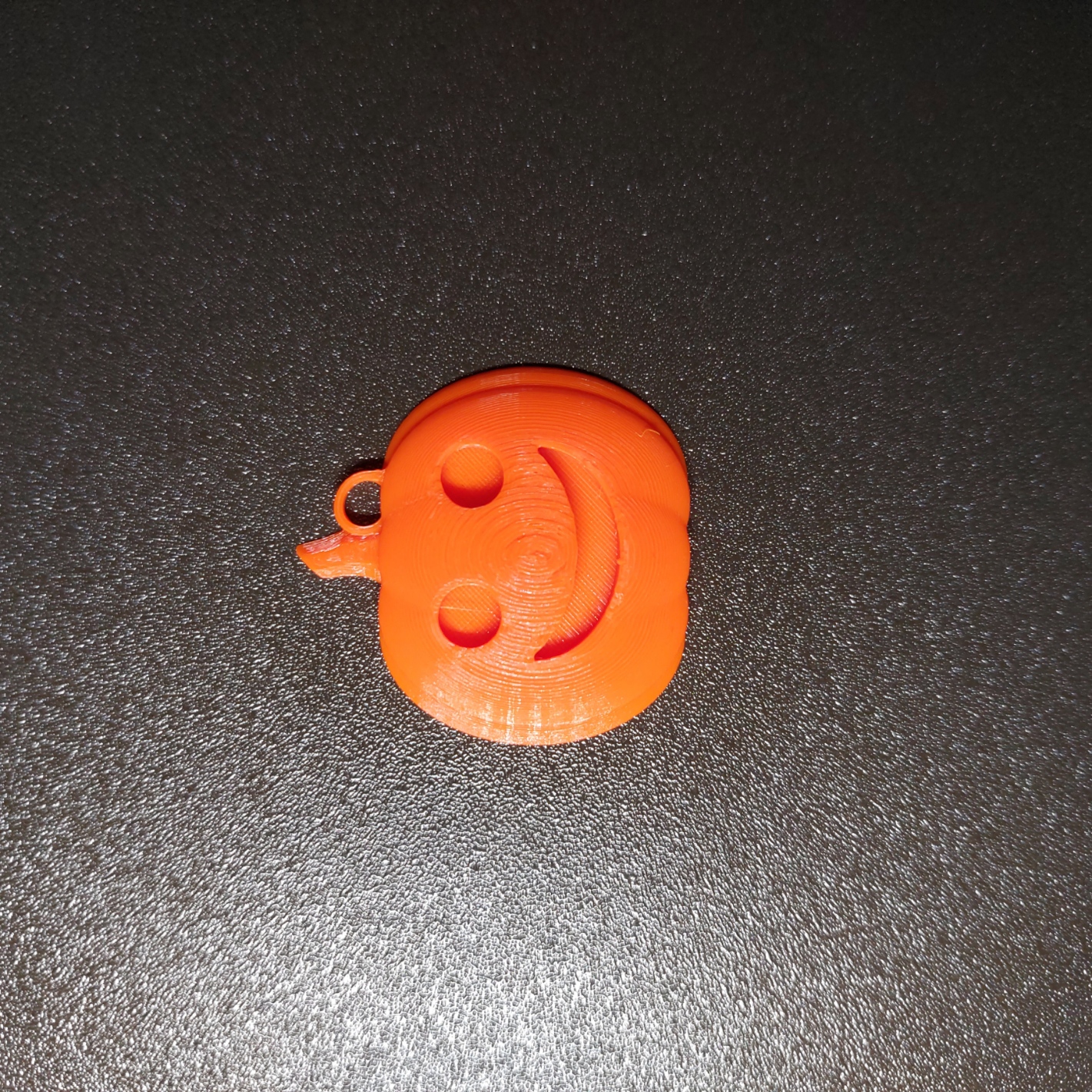 Smiley Face Pumpkin Keychain (remix) by matrn | Download free STL model ...