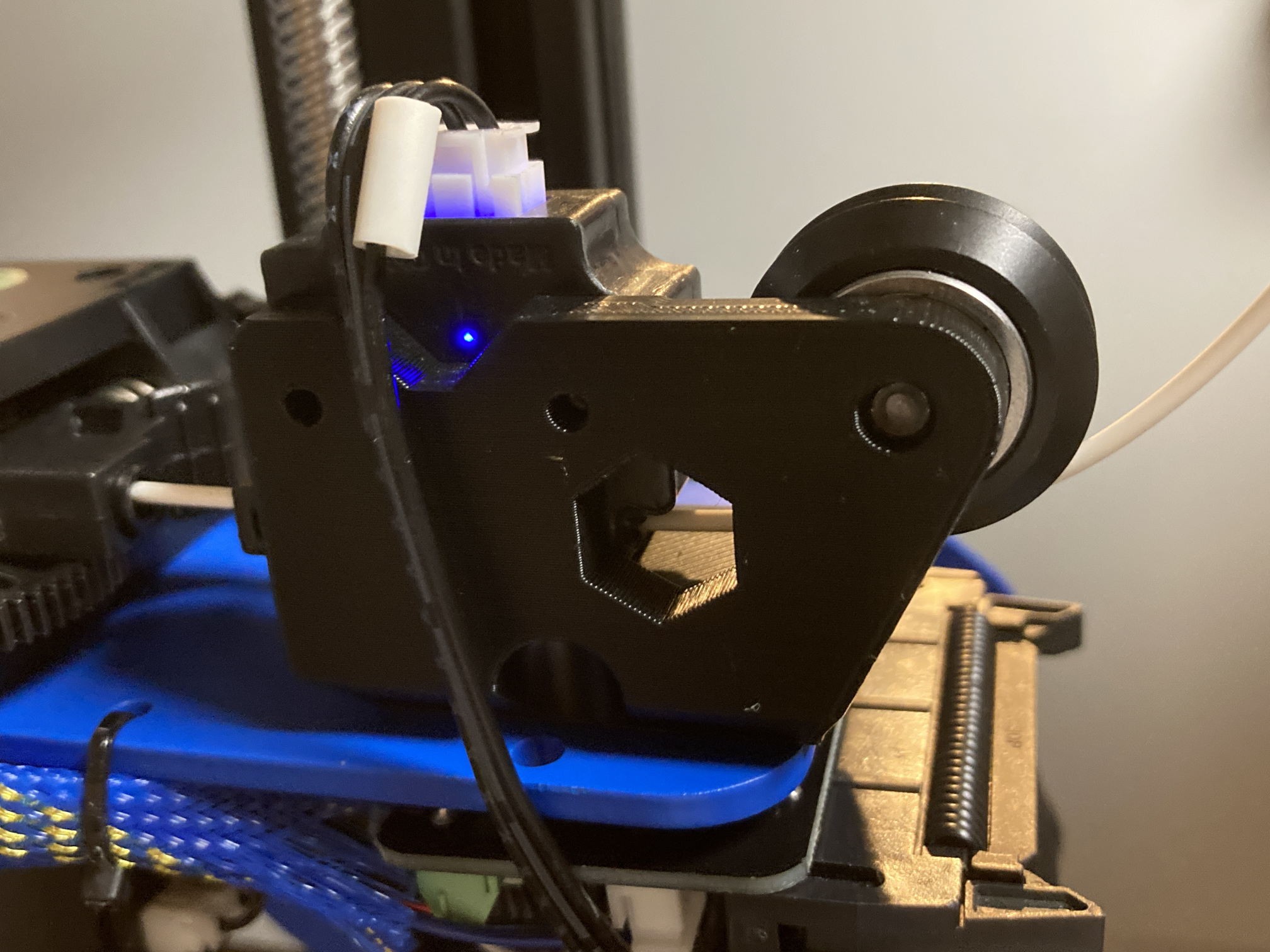 Compact Filament Guide for TRONXY XY-3 SE by marbocub | Download free ...
