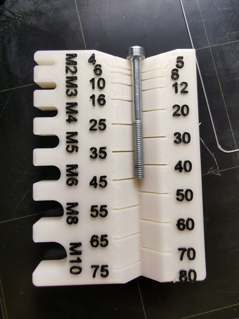 Metric screw bolt and nut measuring tool autorstwa m750 | Pobierz ...