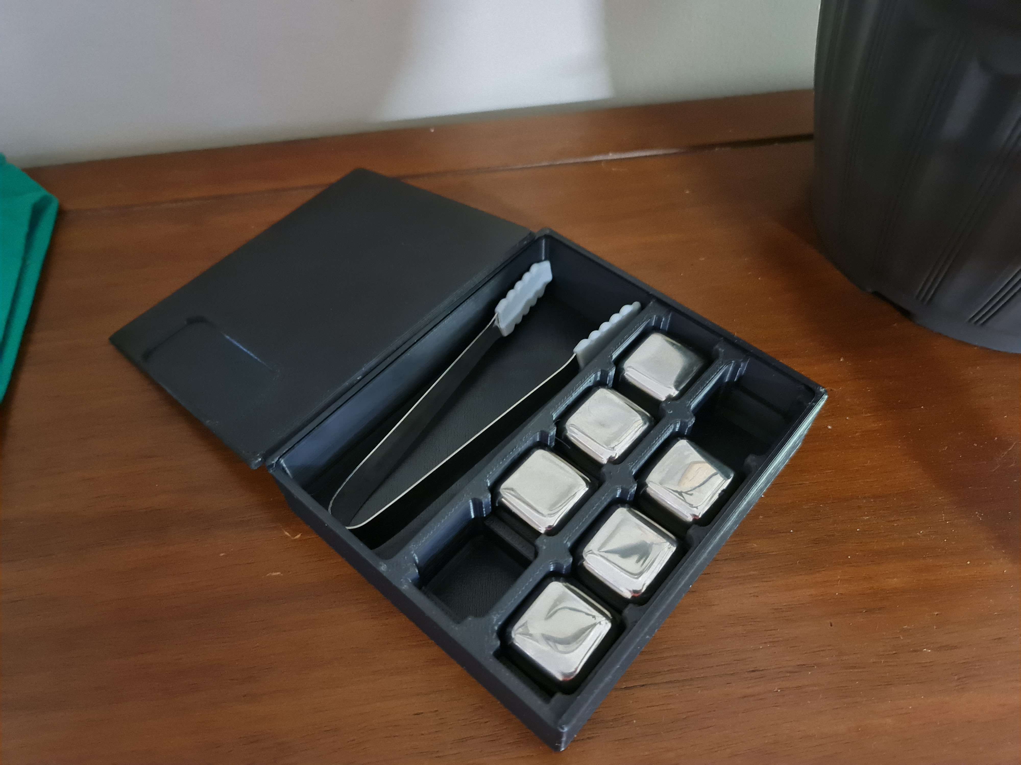 Schott Zwiesel Pure Stainless Steel Ice Cubes & Tongs Case by LeadMax ...