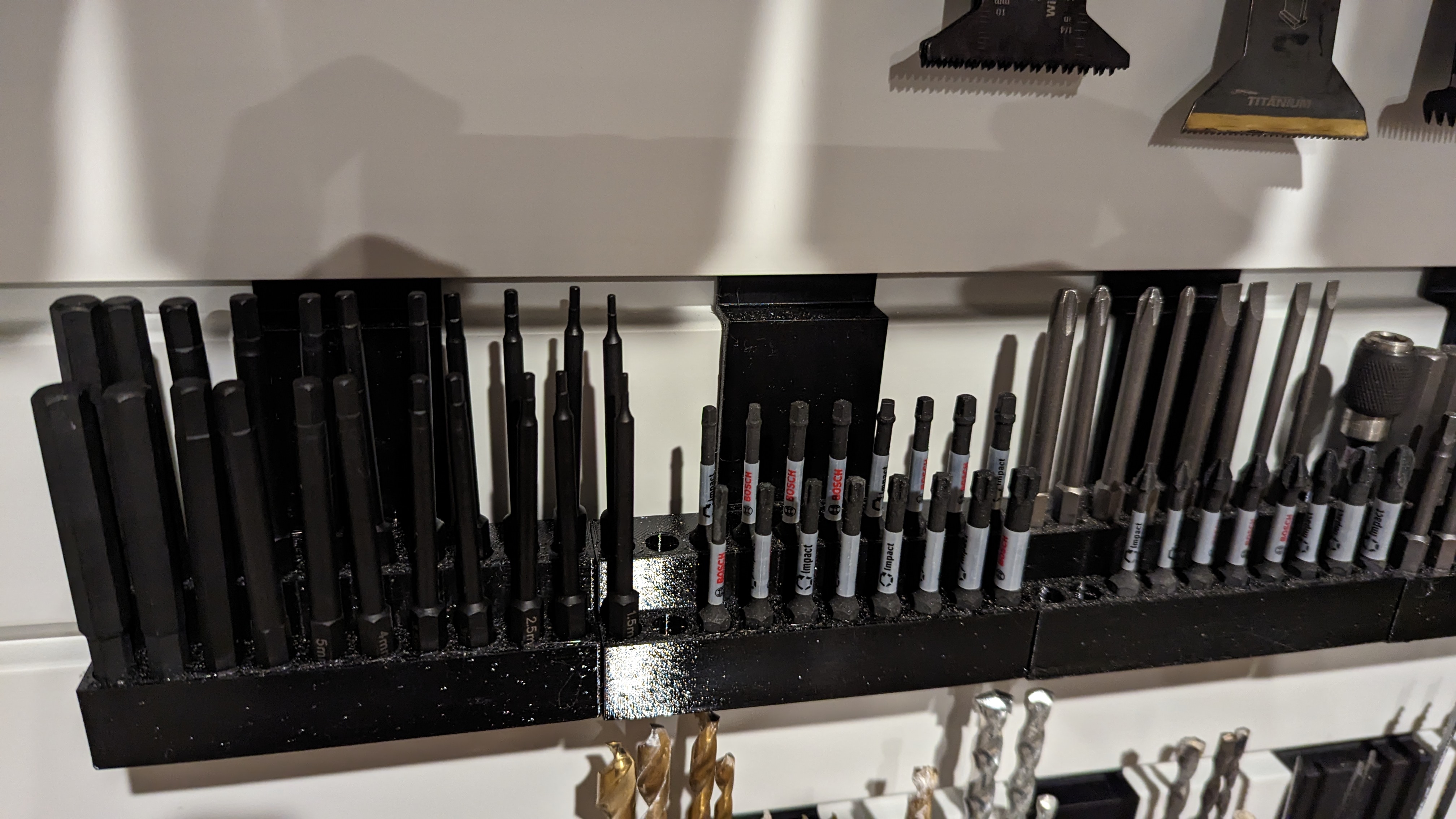 Screwdriver Hex Bit Holder for 3" Slatwall by Yangorang | Download free ...