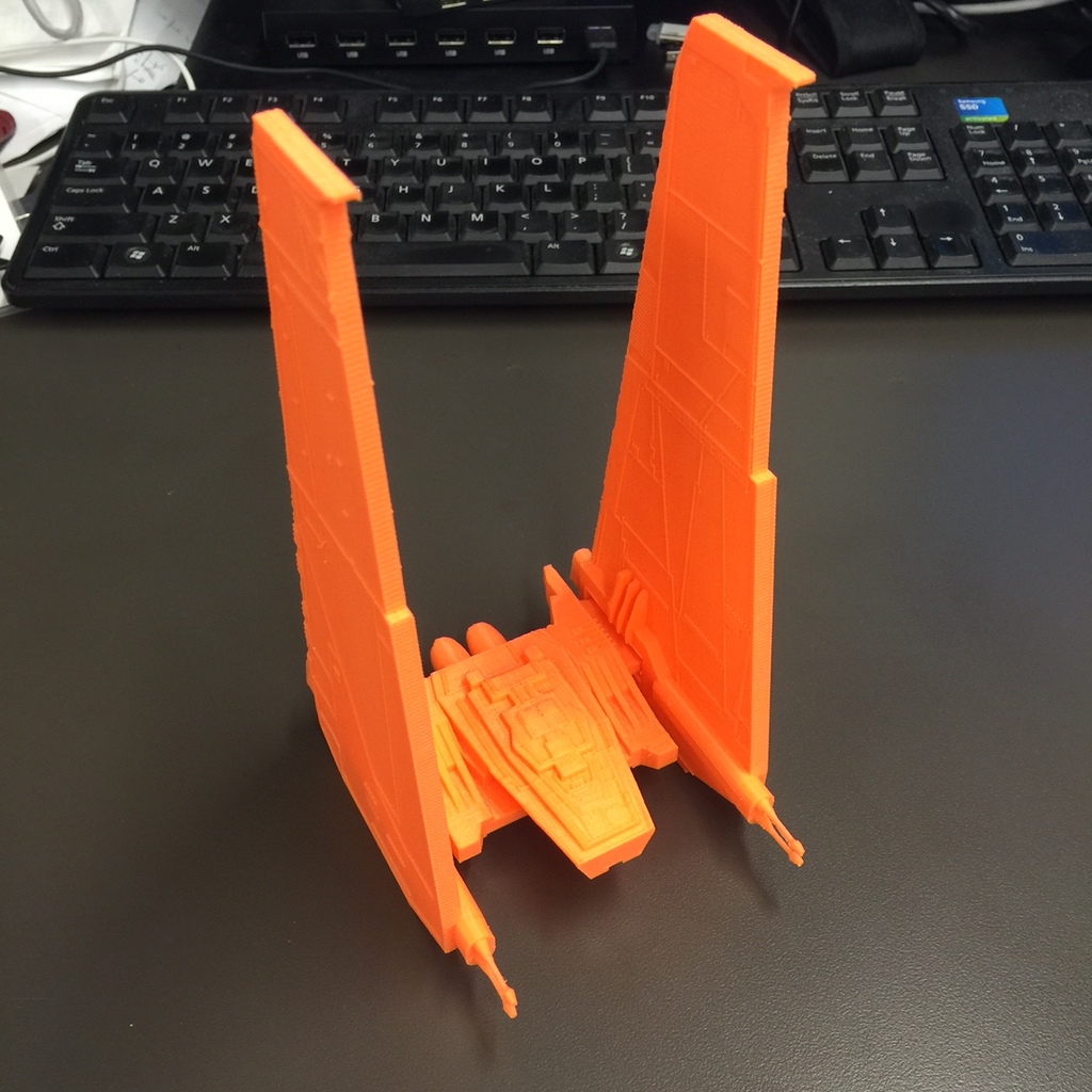 KYLO REN'S COMMAND SHUTTLE by OldManHomer | Download free STL model ...