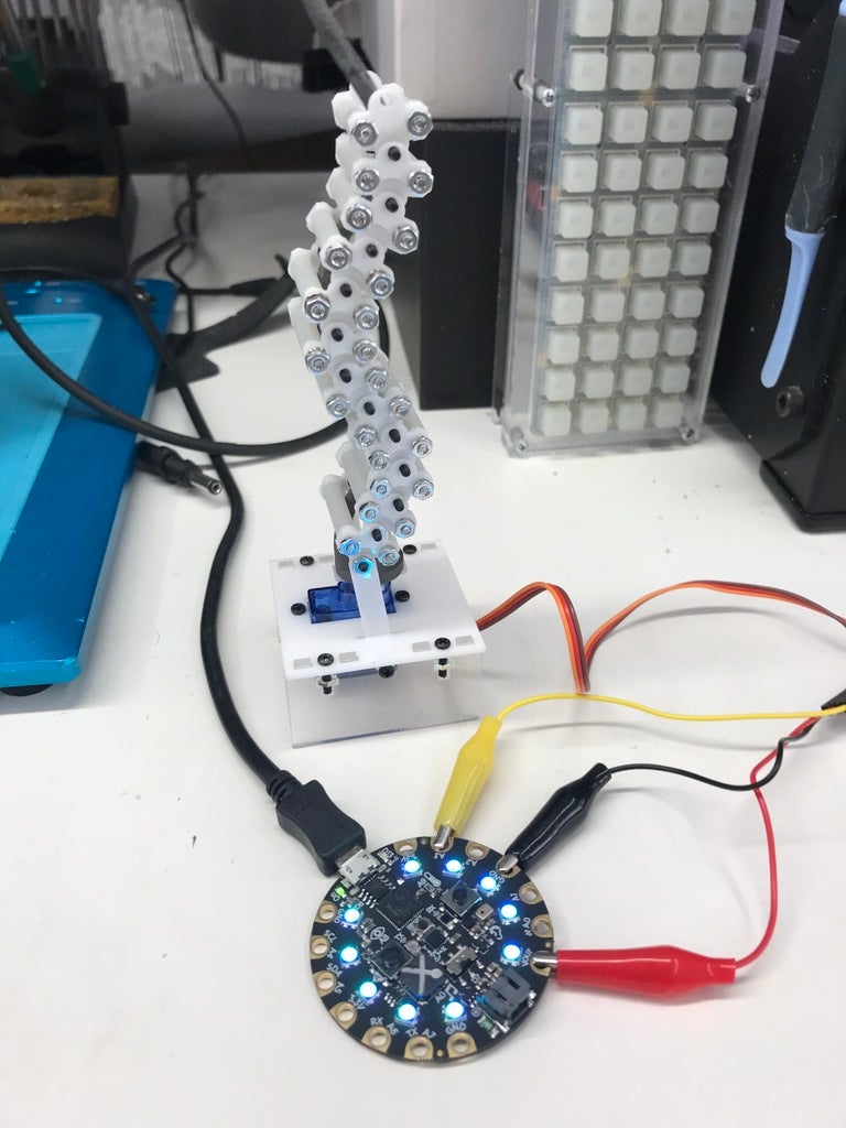 Single Actuator Wave-Like Robot par danowall | Téléchargez gratuitement ...