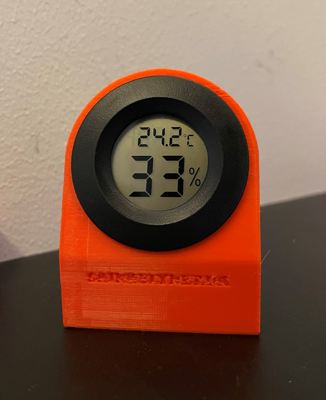 Humidity Table Stand Round by b4de4nd | Download free STL model ...