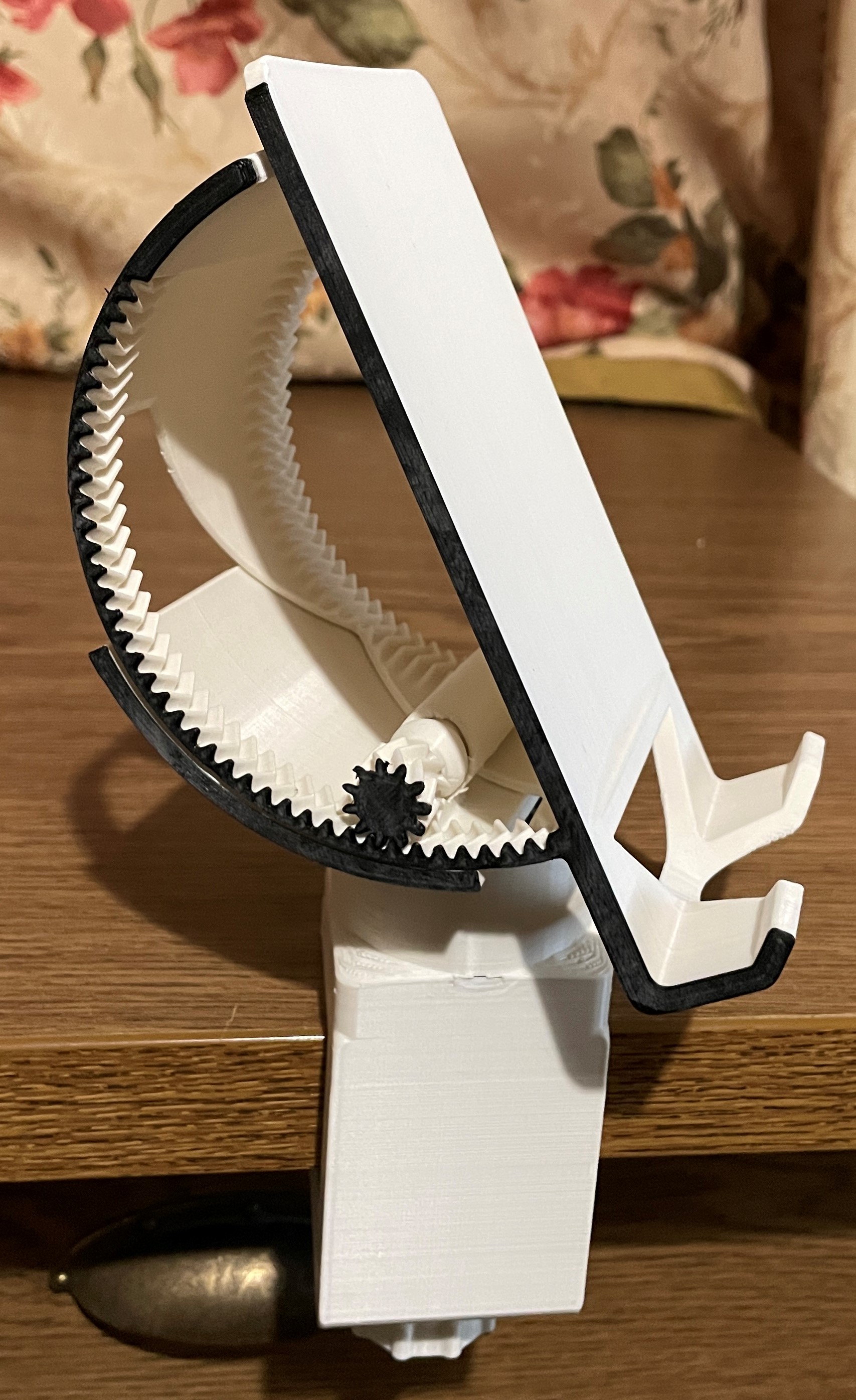 360° Rotating Adjustable Phone Holder With Table Clamp by Da Five Nine ...