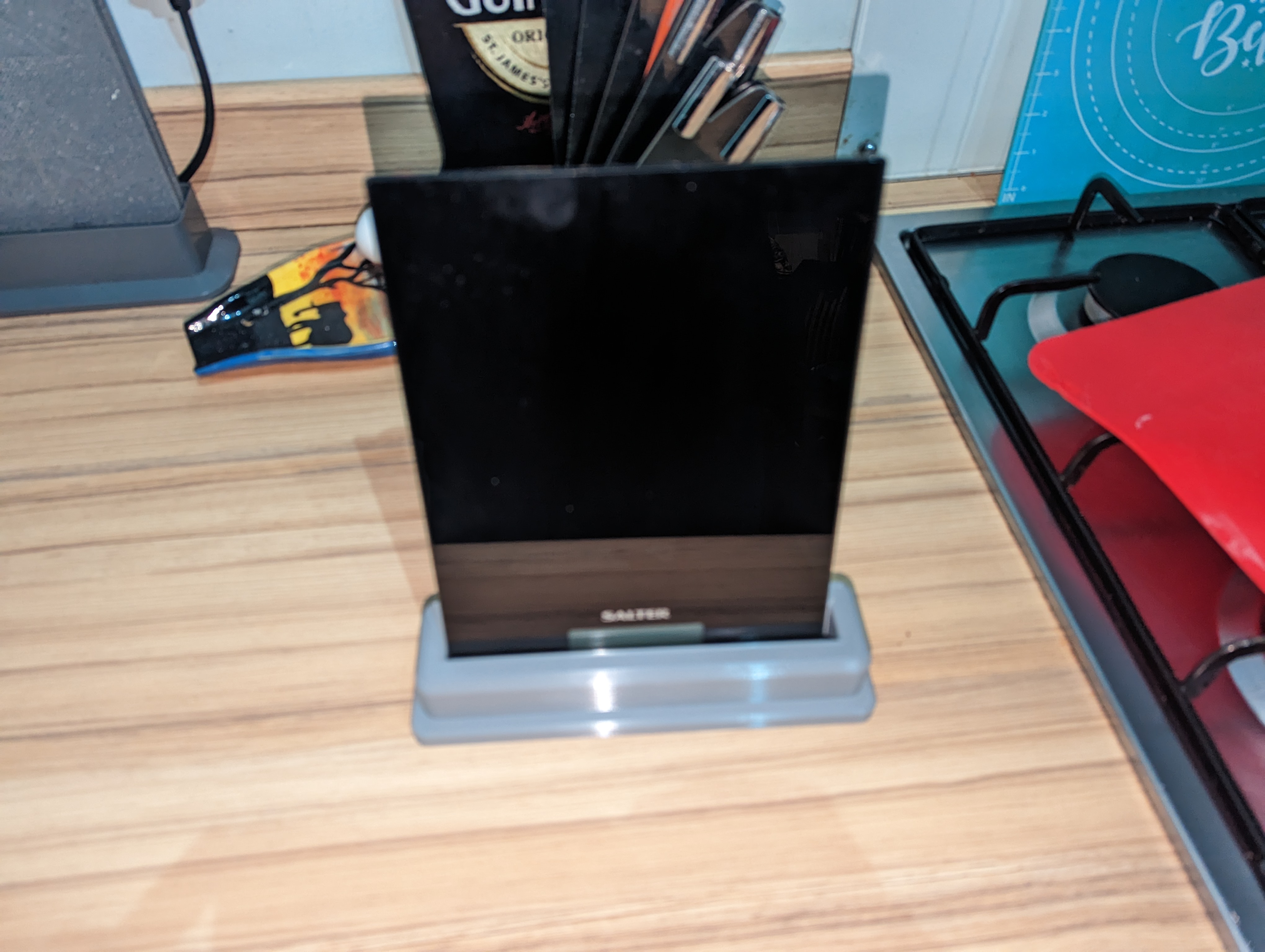 stand for kitchen scale by I