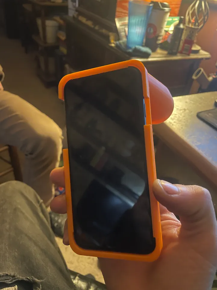 iPhone 6/7/8 Digital Rifle Scope Attachment by Alex Duecker | Download ...