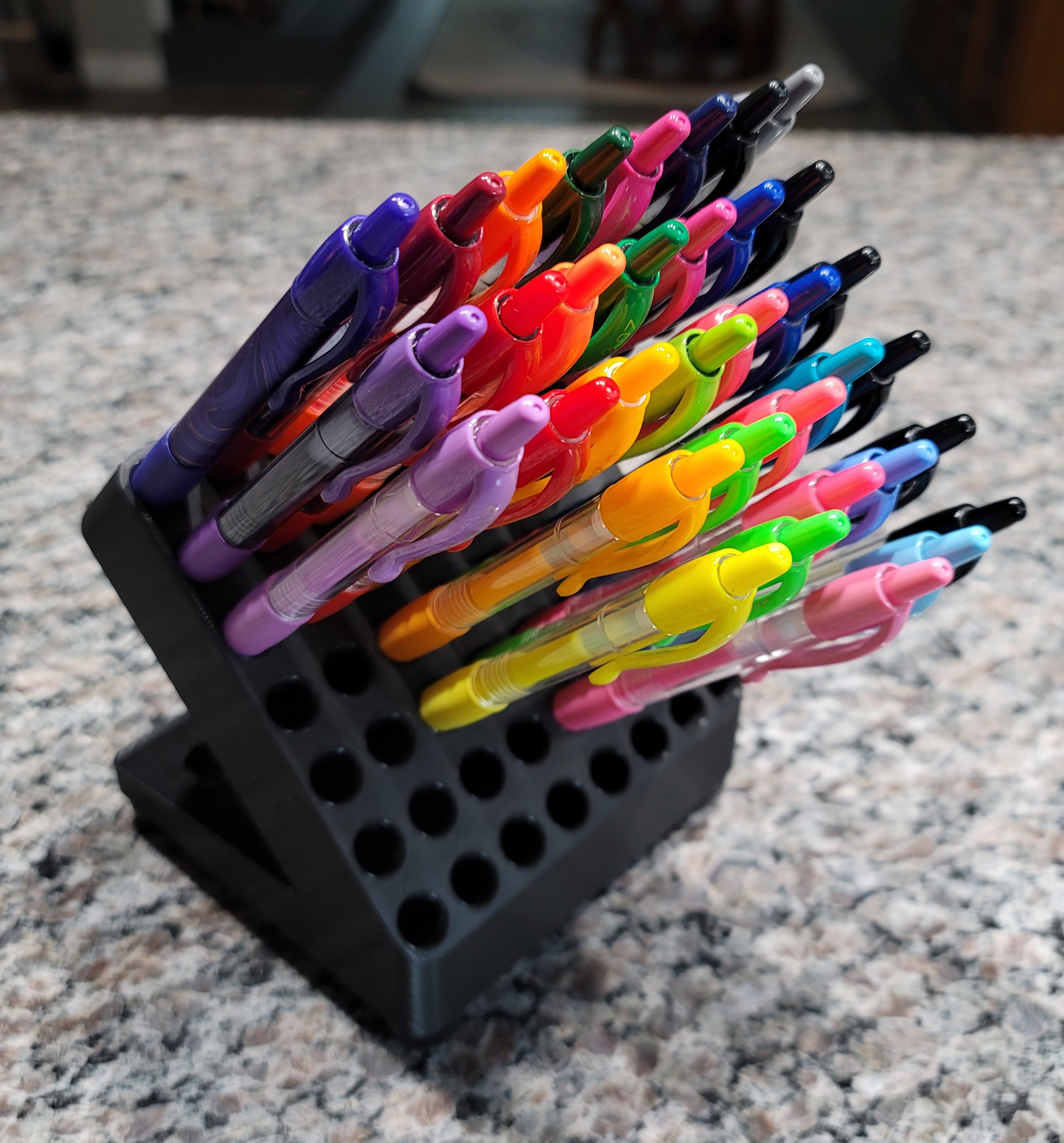 Pilot G2 Pen Organizer by SaintLuke | Download free STL model ...