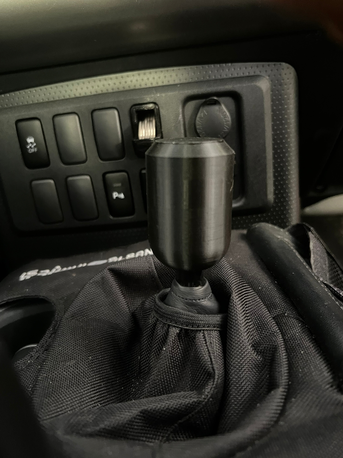 Toyota FJ Cruiser Custom 4WD Shift Lever by Ahmad | Download free STL ...