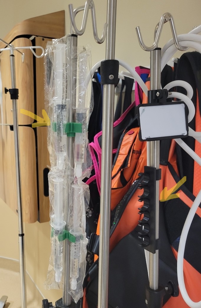 Syringe Holders for IV Pole by Tarz | Download free STL model ...