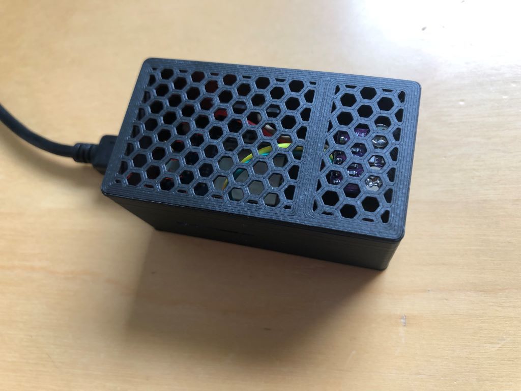 ESP32 Wemos D1 Case with BMP280 sensor mount by FuWeissinger | Download ...