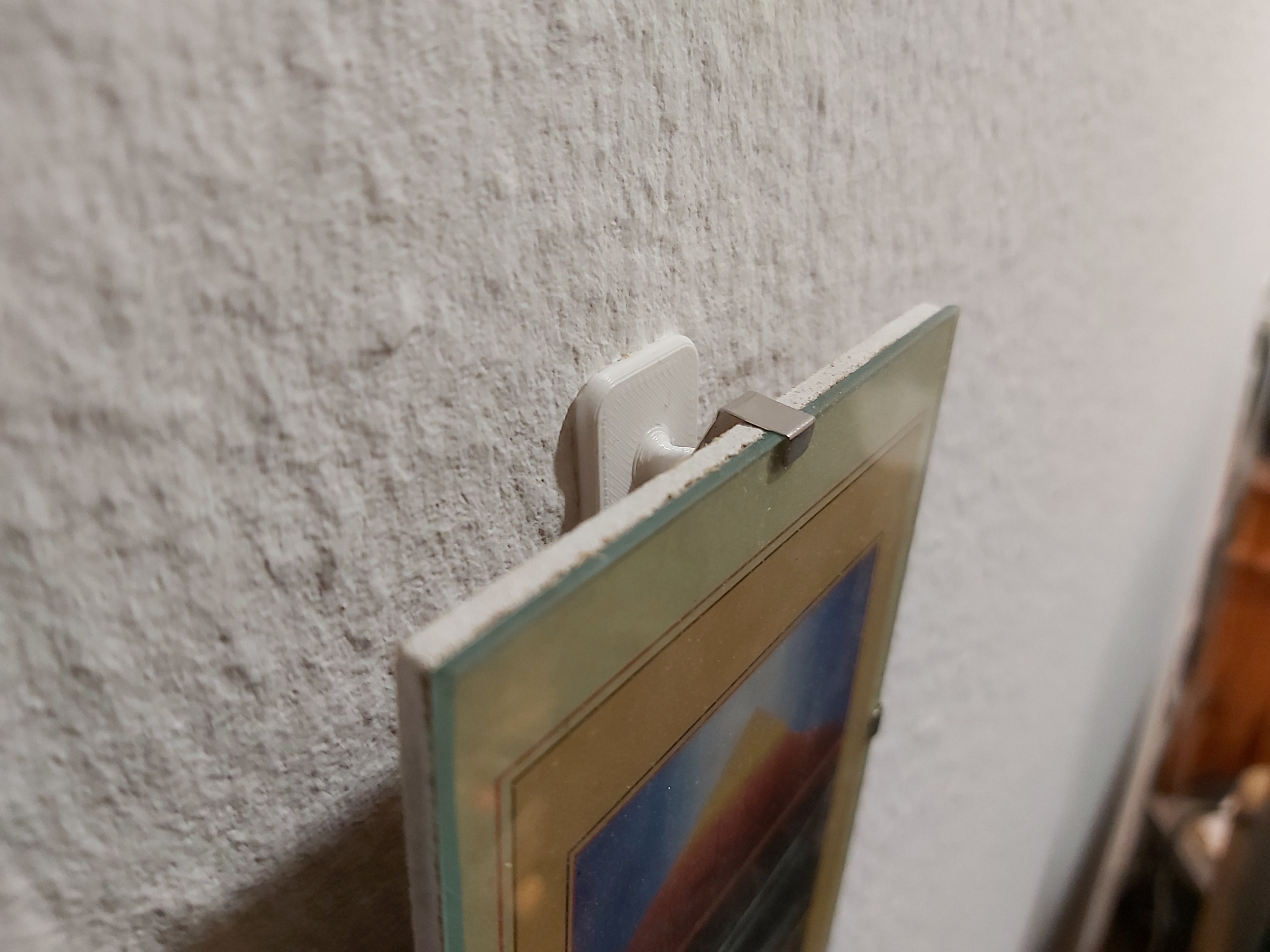 Hook for small, lightweigth picture frames by gskollnau | Download free ...