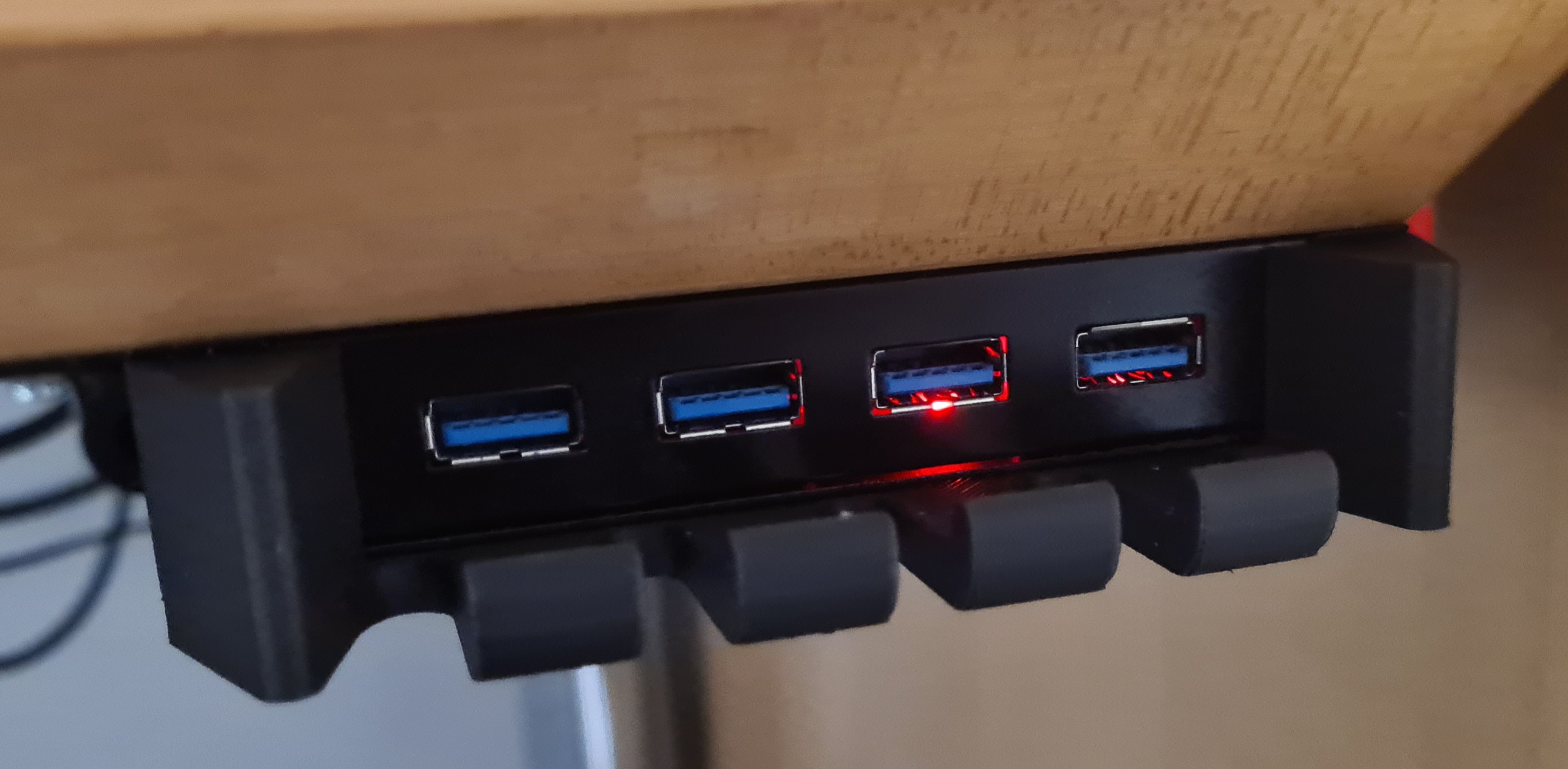 Renkforce 4 Port USB Hub Cable Hook by Hero_Gamer_2119 | Download free ...
