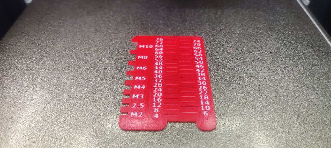 Measuring tool for screws (CARD SIZE) / Herramienta de medida para ...