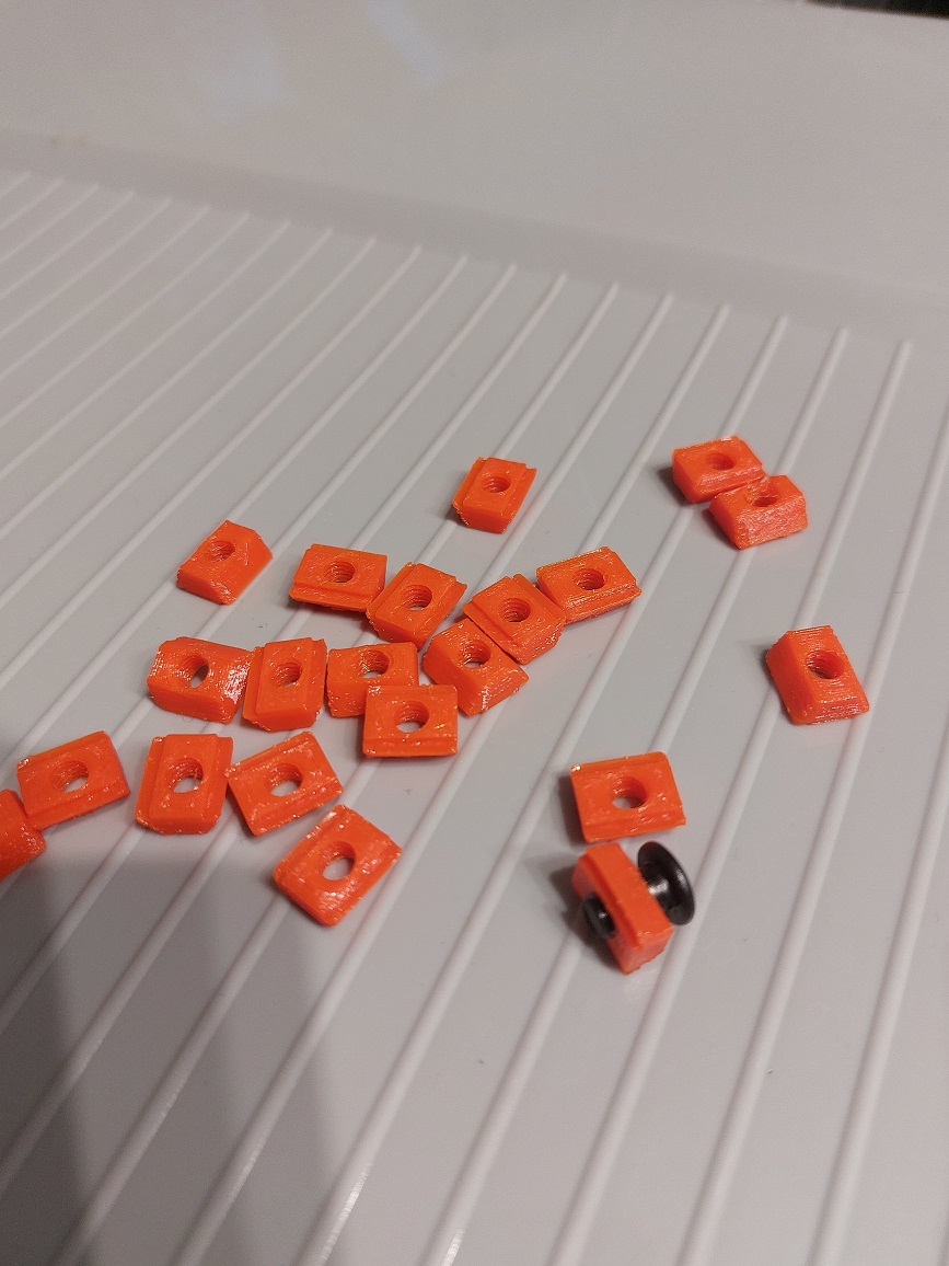 T-nut M5 thread fully workable for 2020 extrusions by livius | Download ...