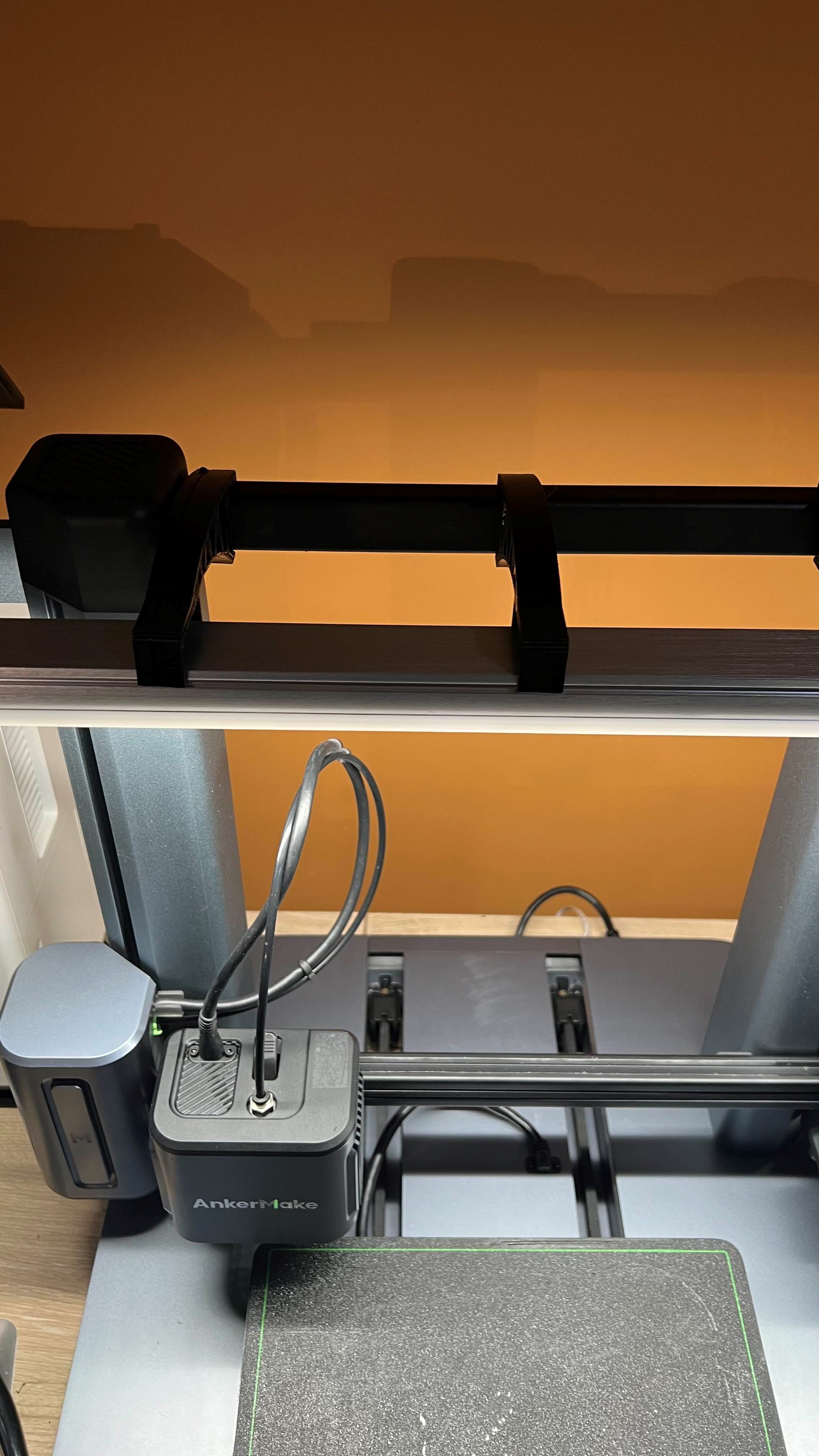 Ankermake M5 Radionic light bar support by XzombieslasherX | Download ...