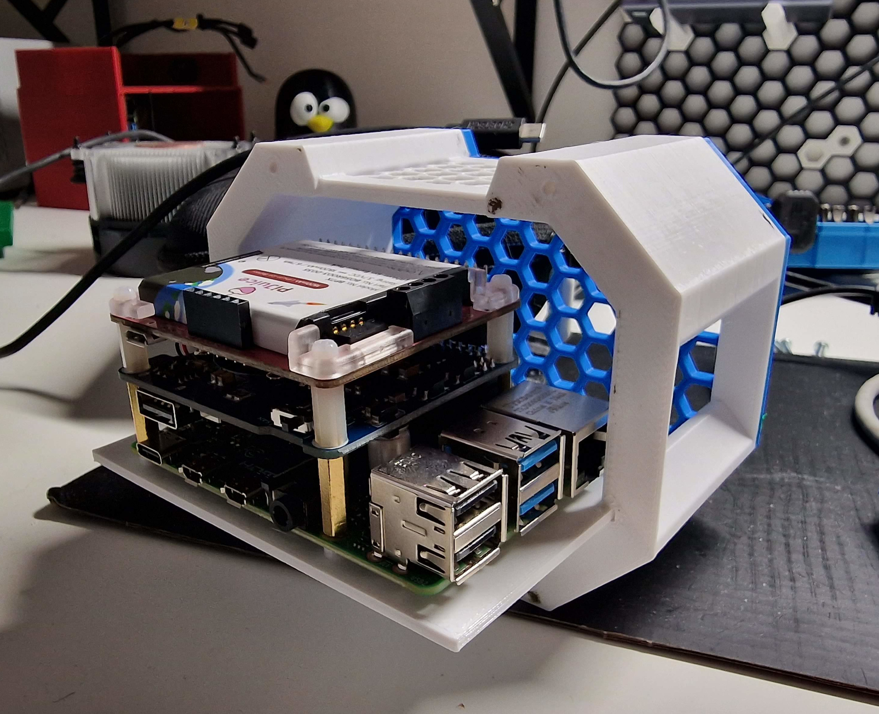 Raspberry Pi 4 case (RPi4 + Waveshare PoE HAT + PiJuice for ...