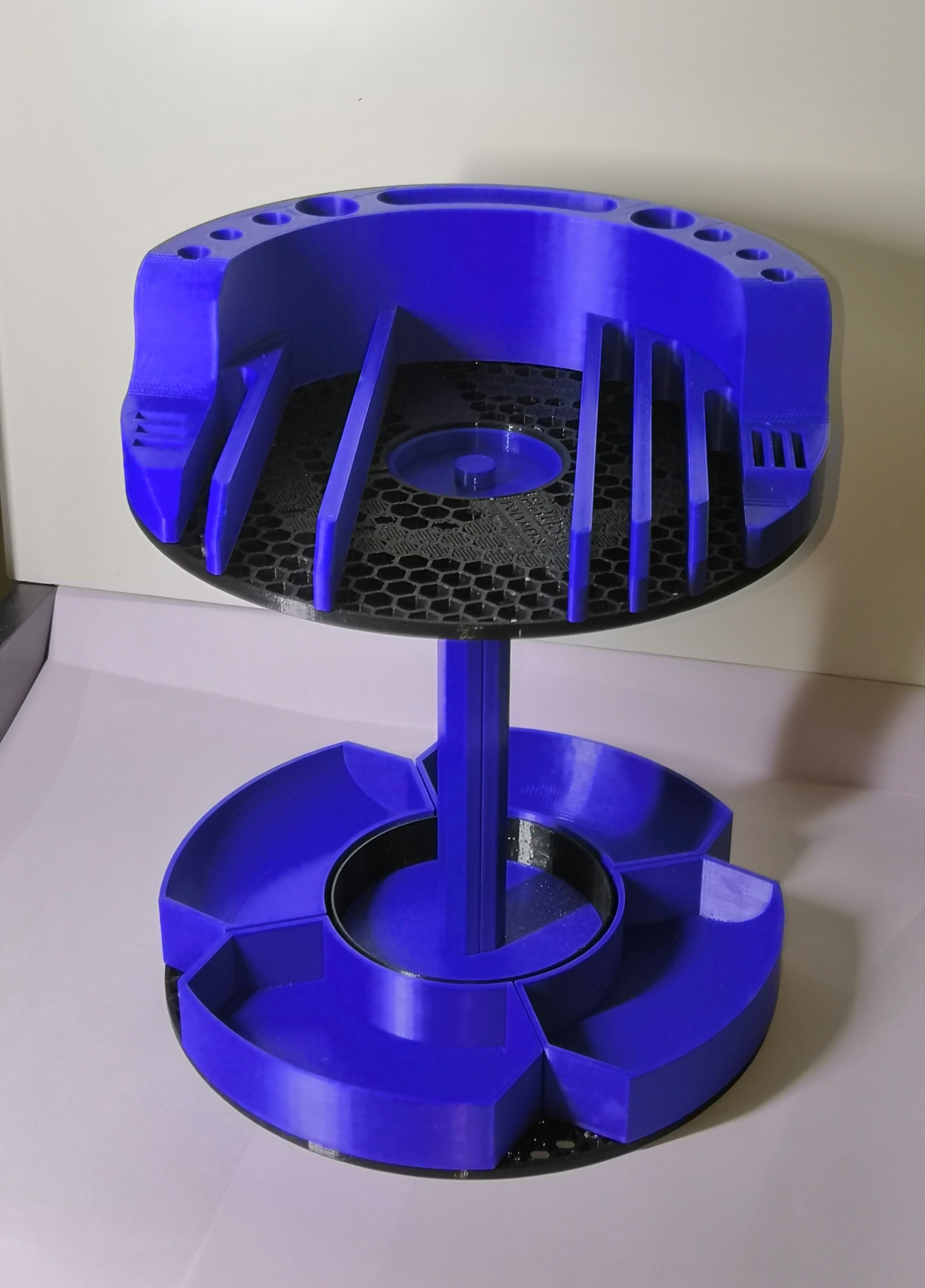 Deskbot : Super Desktop organizer : Fits all the spools by Sharad ...