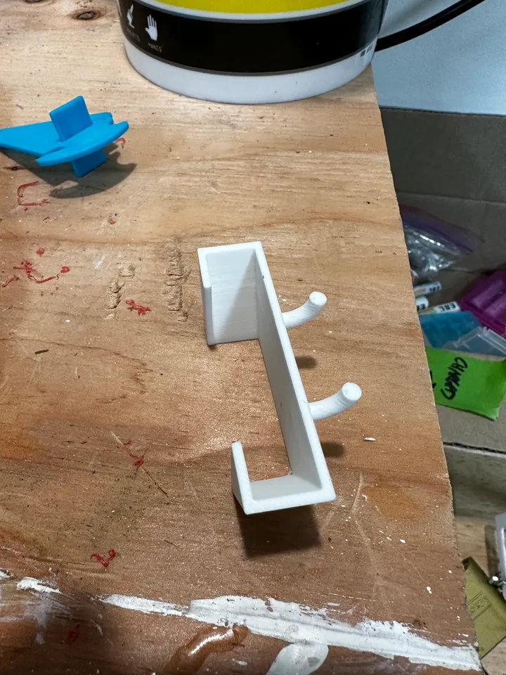 Vise Grip / plier pegboard holder by maxelman | Download free STL model ...