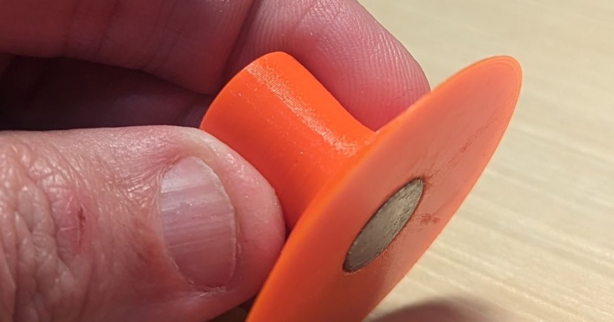 Thin Layer Scraper with Recess for 1/2" x 1/8" (12.75mm x 3mm) Magnet ...