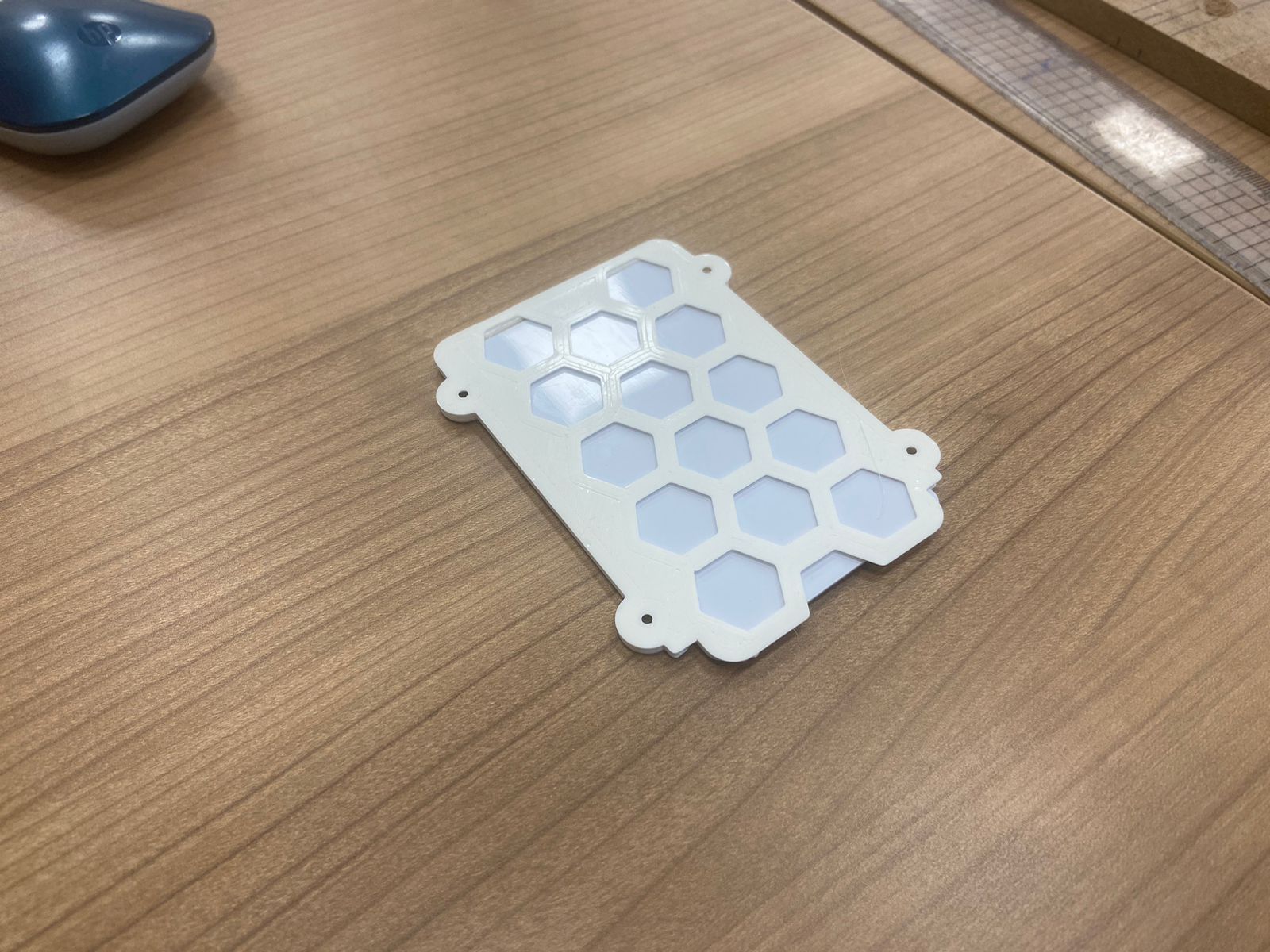 RFID card holder by Omar Senbisy | Download free STL model | Printables.com