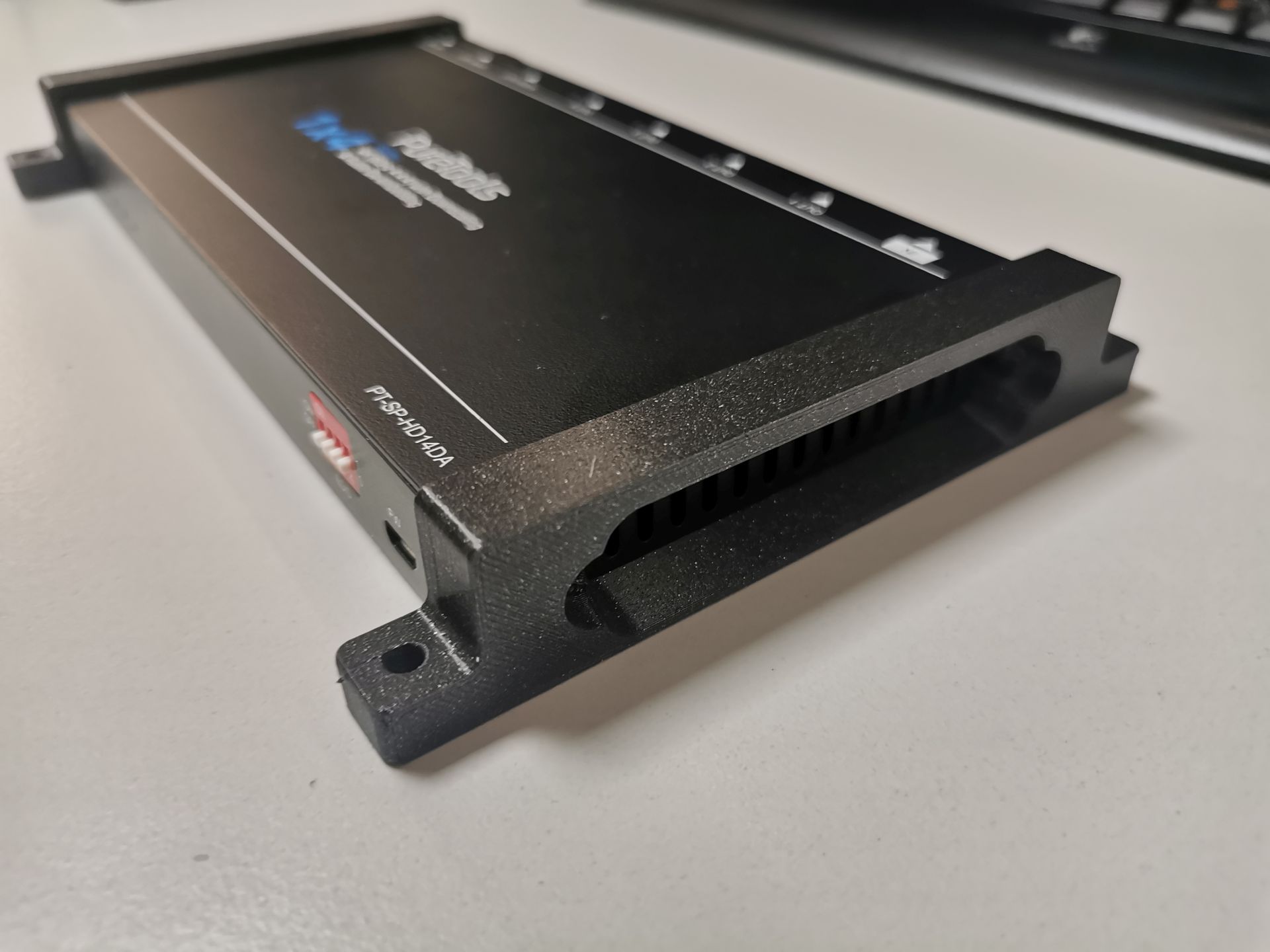 HDMI Splitter Mounting Bracket PureTools by sternli27 | Download free ...