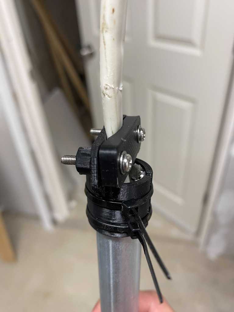 1/2" Romex Conduit Exit Clamp by icase81 | Download free STL model ...