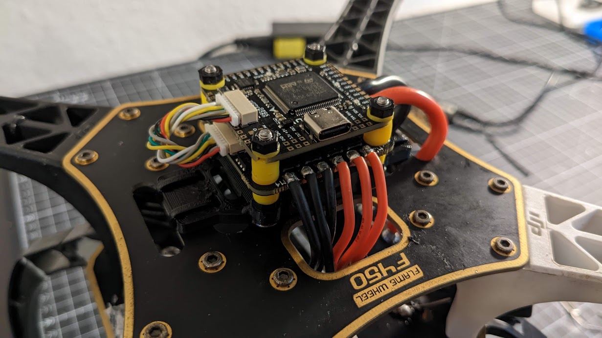 DJI F450 FC Central Mounting Plate 35x35 by F. Mandel | Download free ...