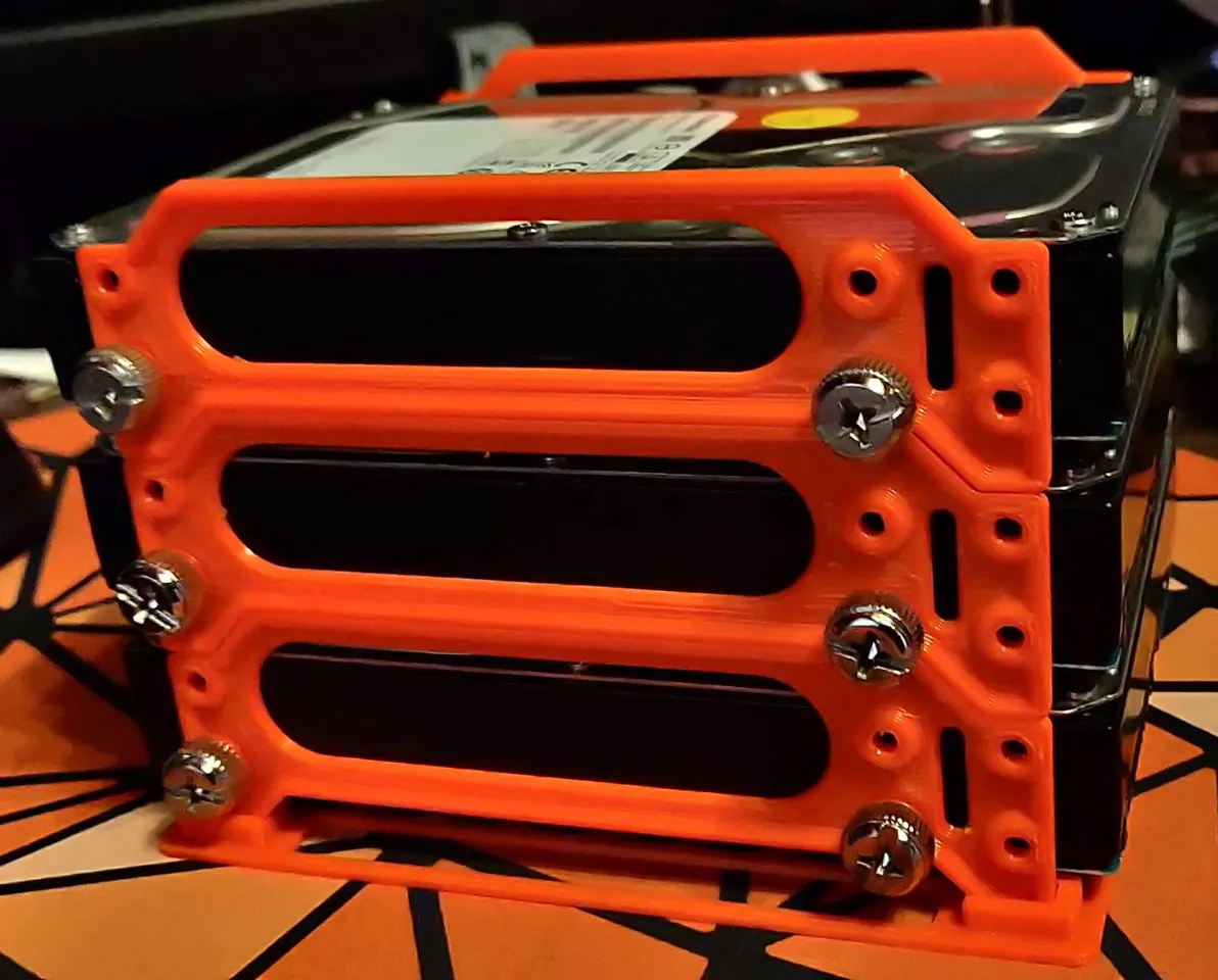 Stackable Hard Disk Holder, Long Version by La Cave Au Chat | Download ...