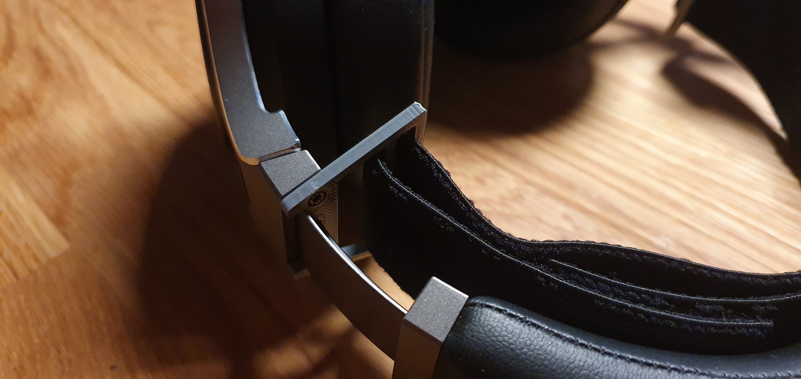 Corsair Virtuoso SteelSeries Headband Adapter by David E. C. Kopczynski ...
