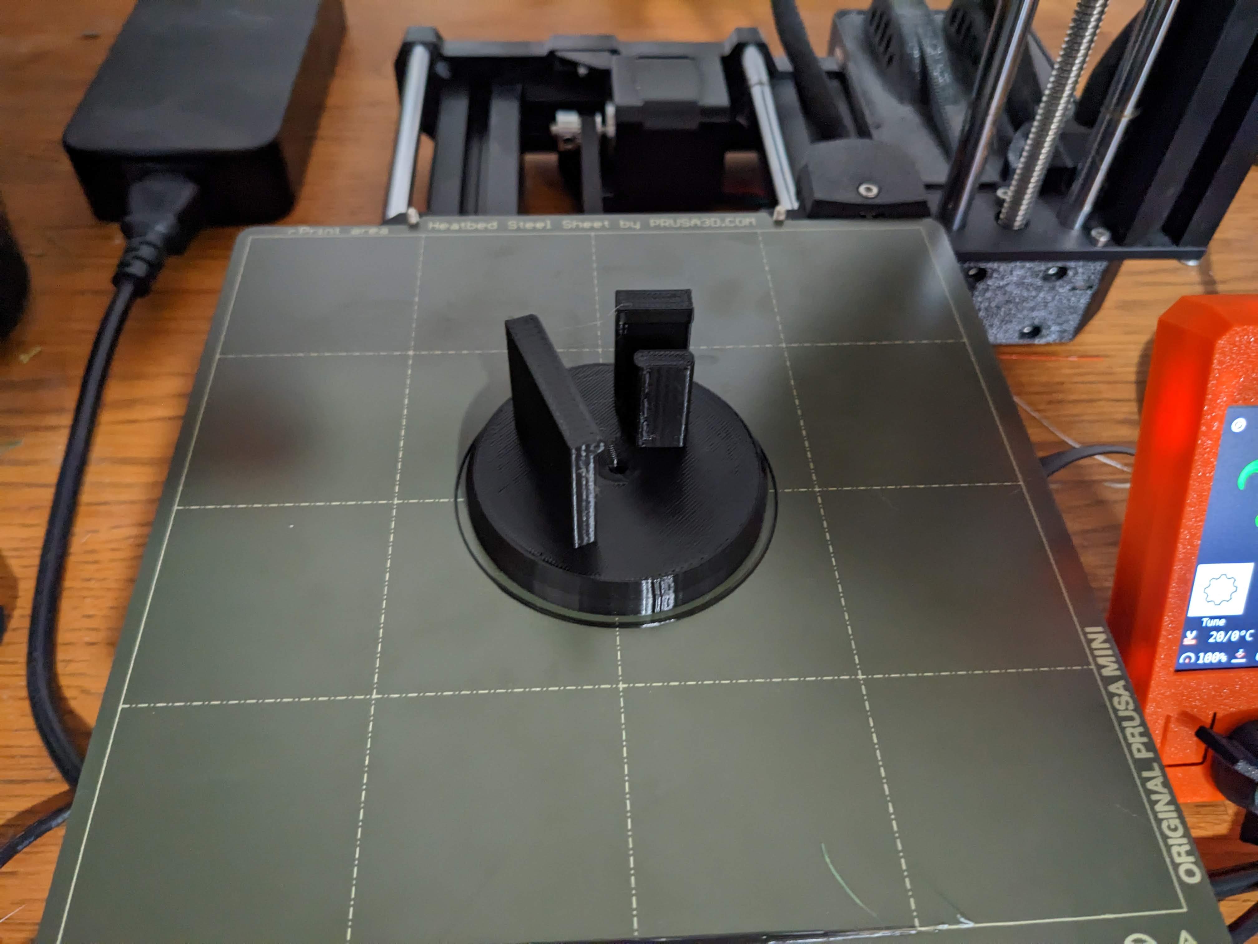 Quad Blaster Wall Mount by radfahrer | Download free STL model ...