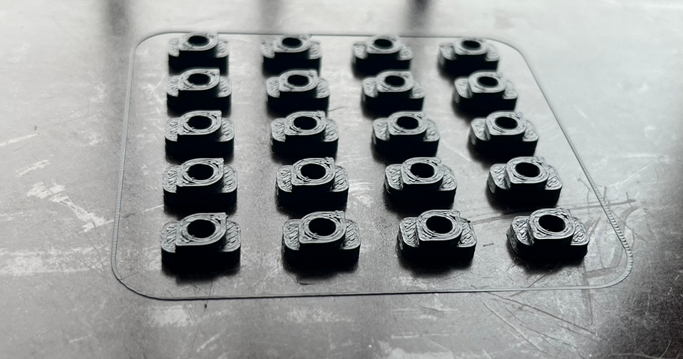 M-LOK matka (M4) / M-LOK nut (M4) par rumcajcz | Téléchargez gratuitement un modèle STL ...