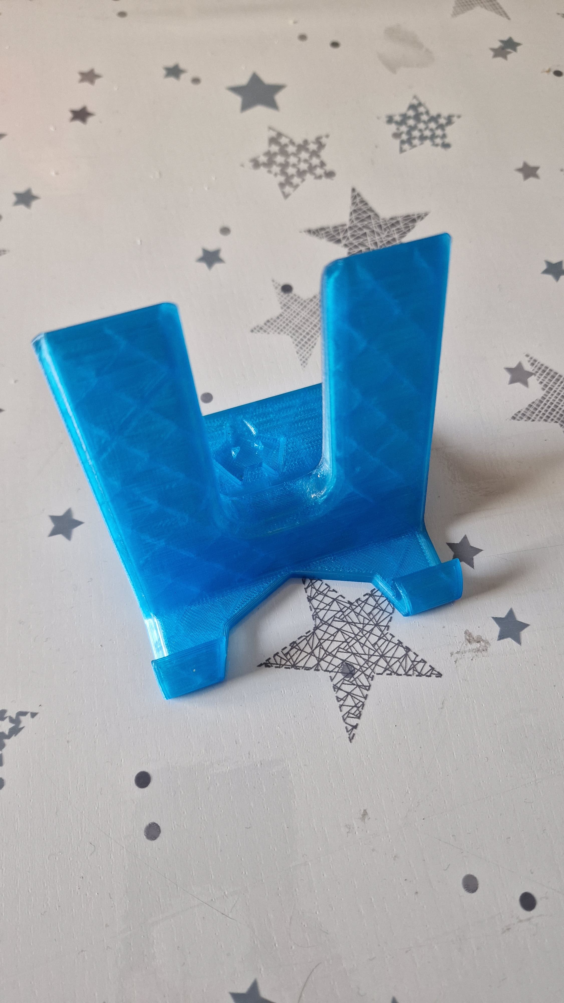 Smartphone Stand by Armored wolf | Download free STL model | Printables.com