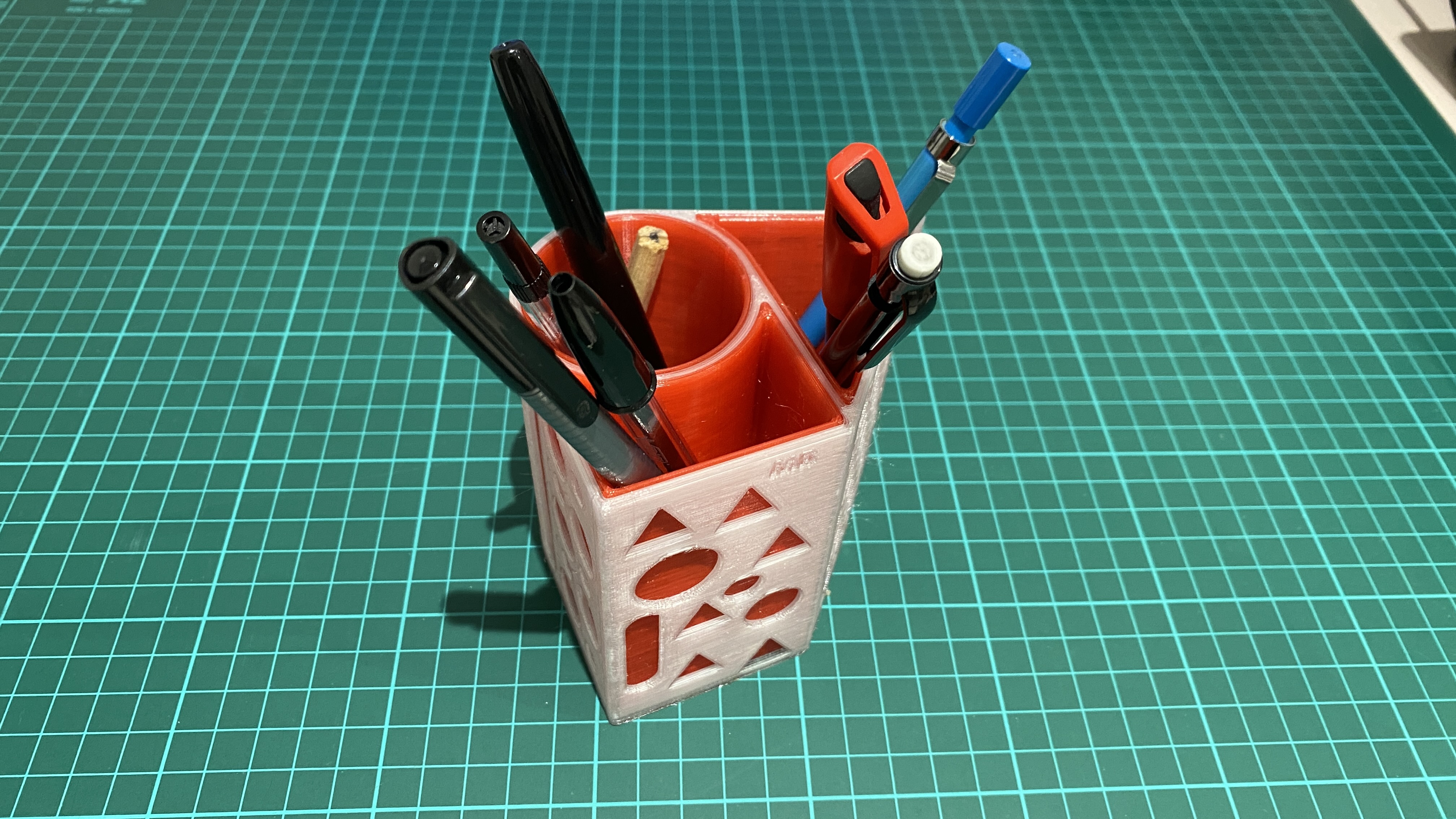 Pencil or Tool Organiser by Martin | Download free STL model ...