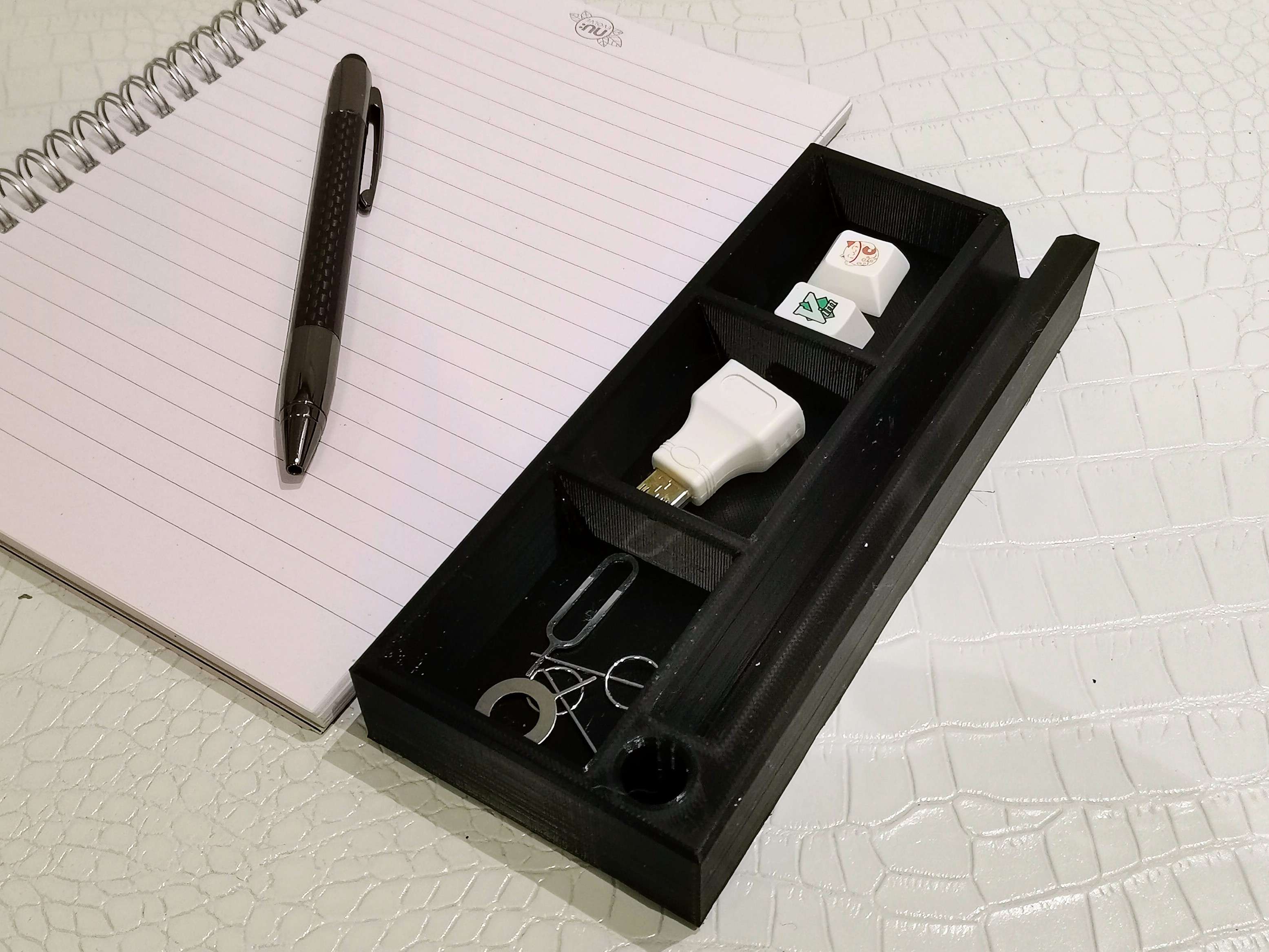 Notebook stand by Edward | Download free STL model | Printables.com