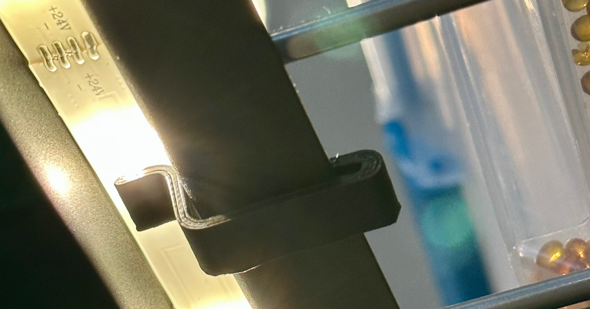 Light Strip Clip by Mike | Download free STL model | Printables.com