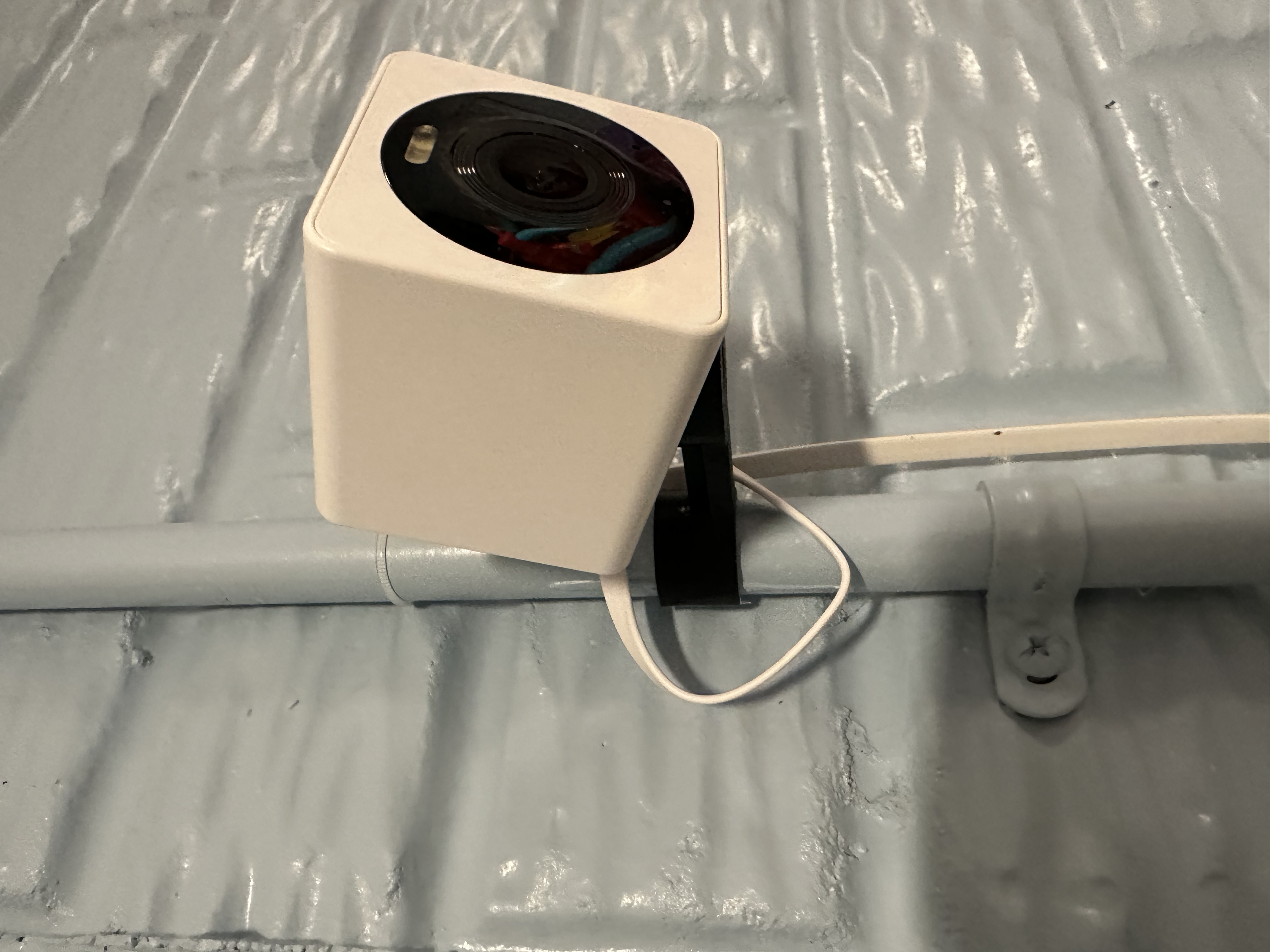 Wyze OG EMT Mount by db | Download free STL model | Printables.com