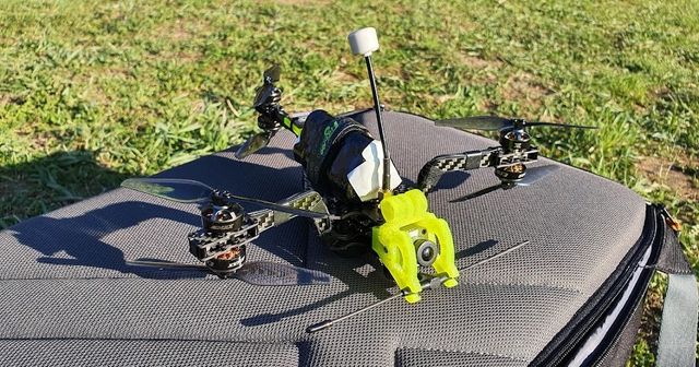 "Reliant" frame - modern lightweight Y6 frame for long range and fun ...