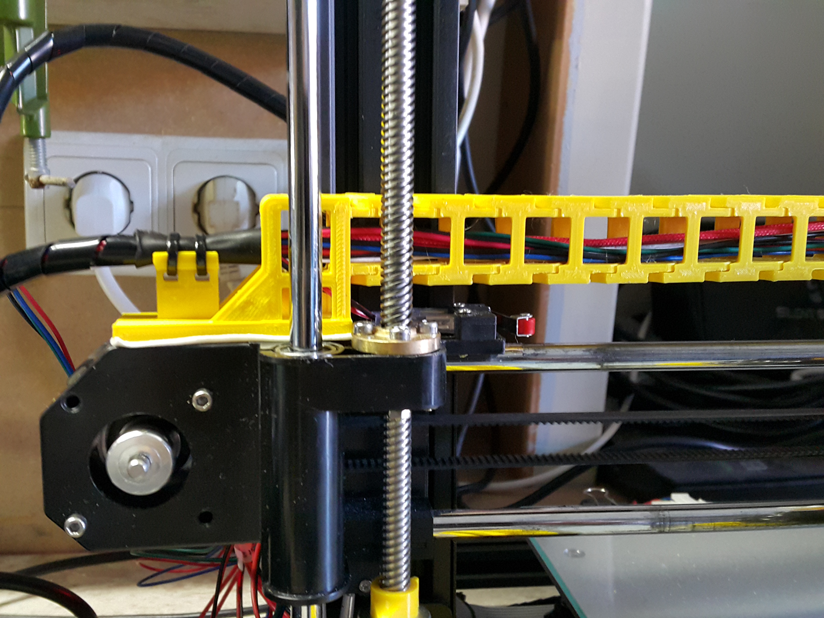Anet A8 plus y axis cable chain by killianmeys3333 | Download free STL ...