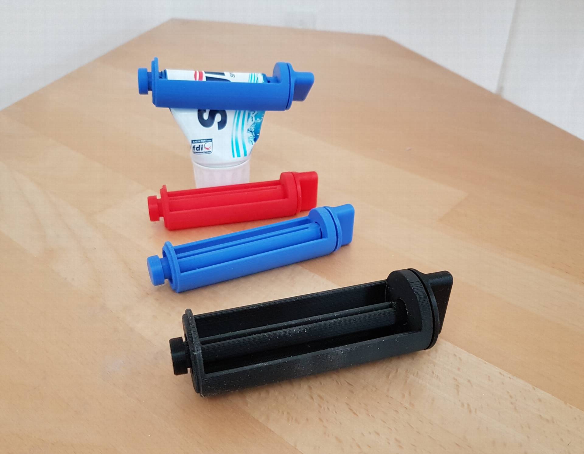 Sturdy Tube Squeezer - various sizes by vivamus3d | Download free STL ...