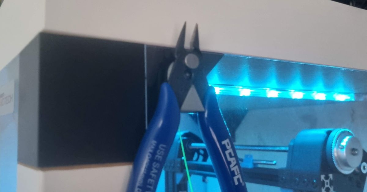 Filament cutters IKEA LACK Holder by LordKillZone | Download free STL ...