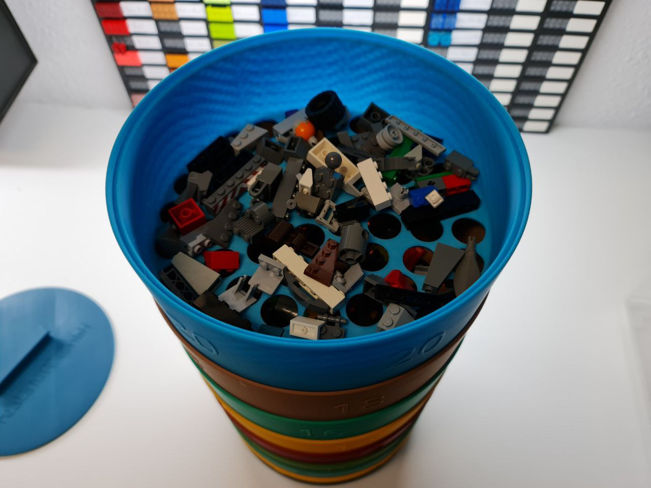Stackable sorting tower with sieve inserts in different sizes by freakstuff_de | Download free ...
