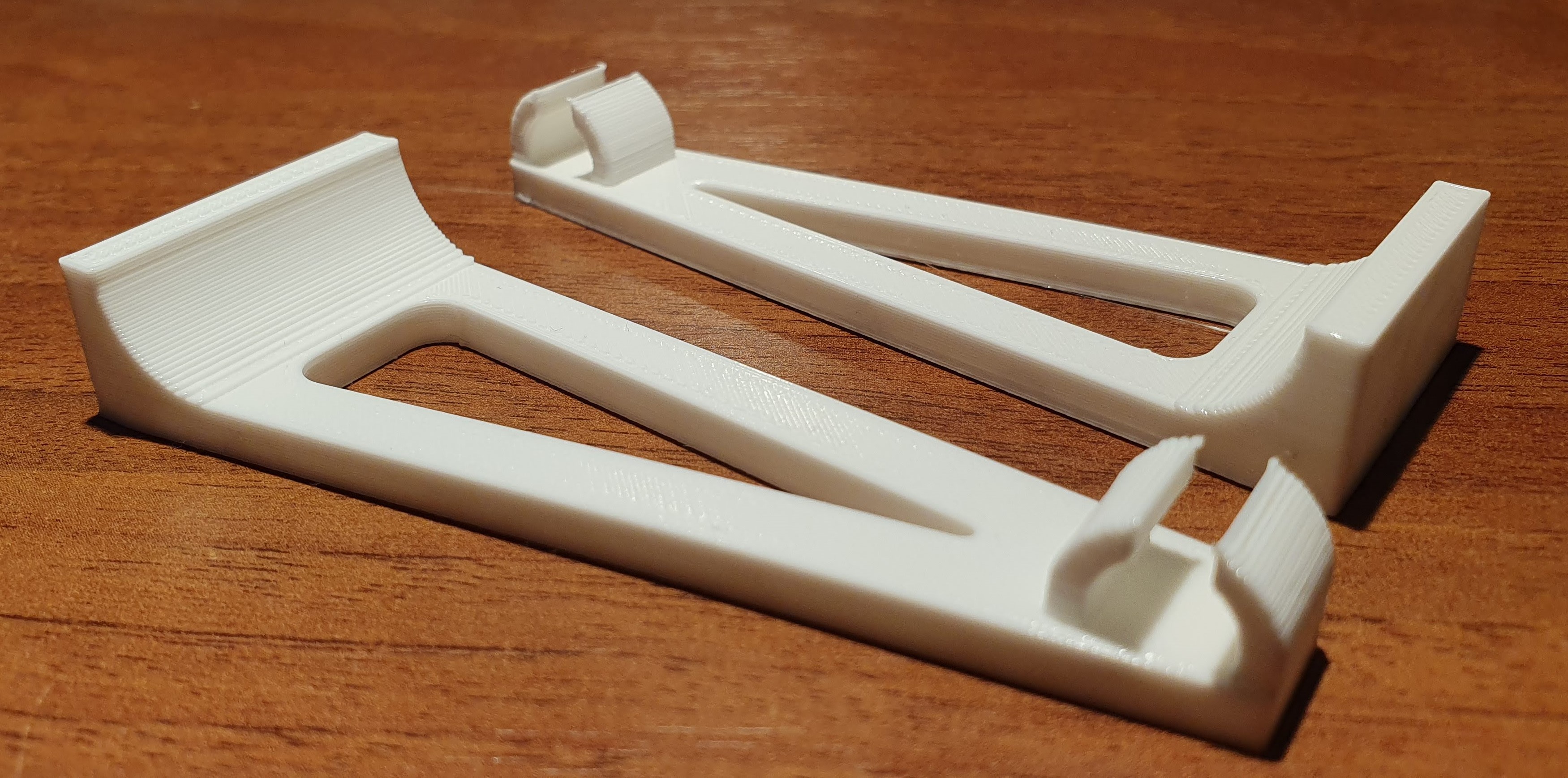 Window clamp for Christmas lights by marius_ciolacu | Download free STL ...