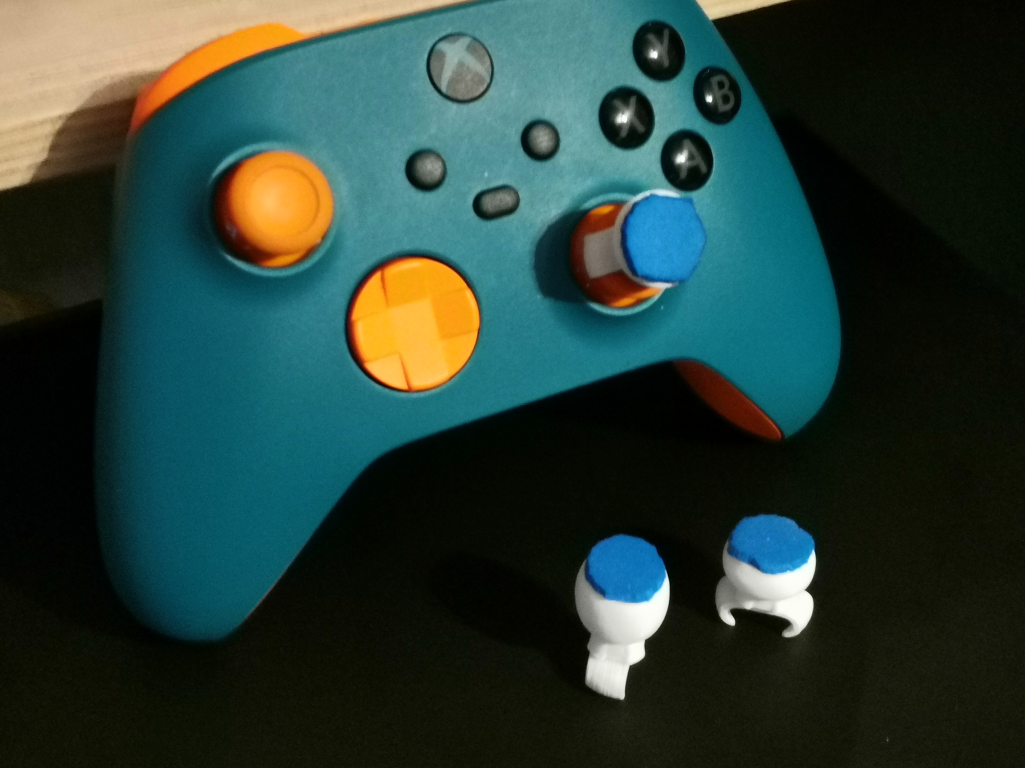 Xbox one Aim Stick Extansion by Clay_47 | Download free STL model ...