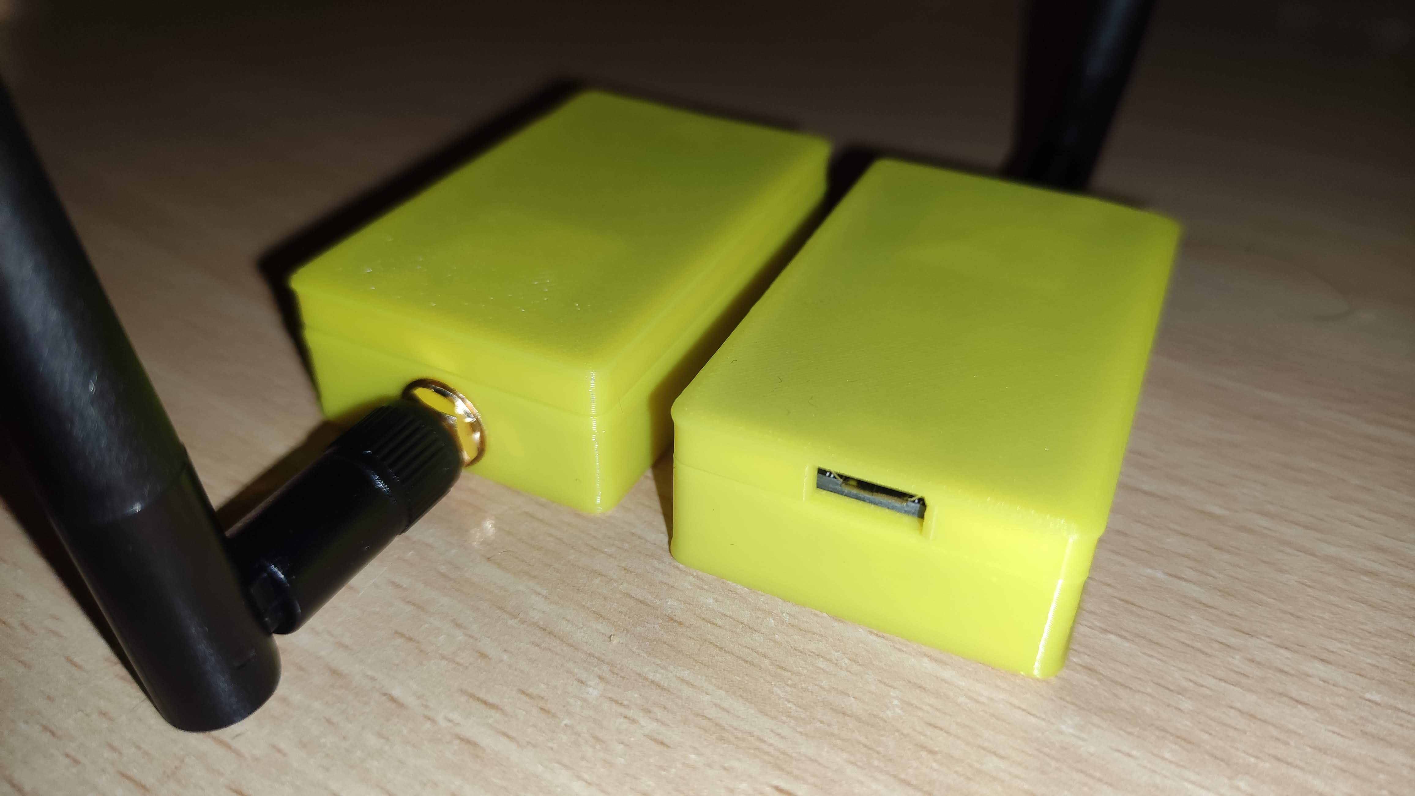 ESP32 with antenna case by pazzicz | Download free STL model ...