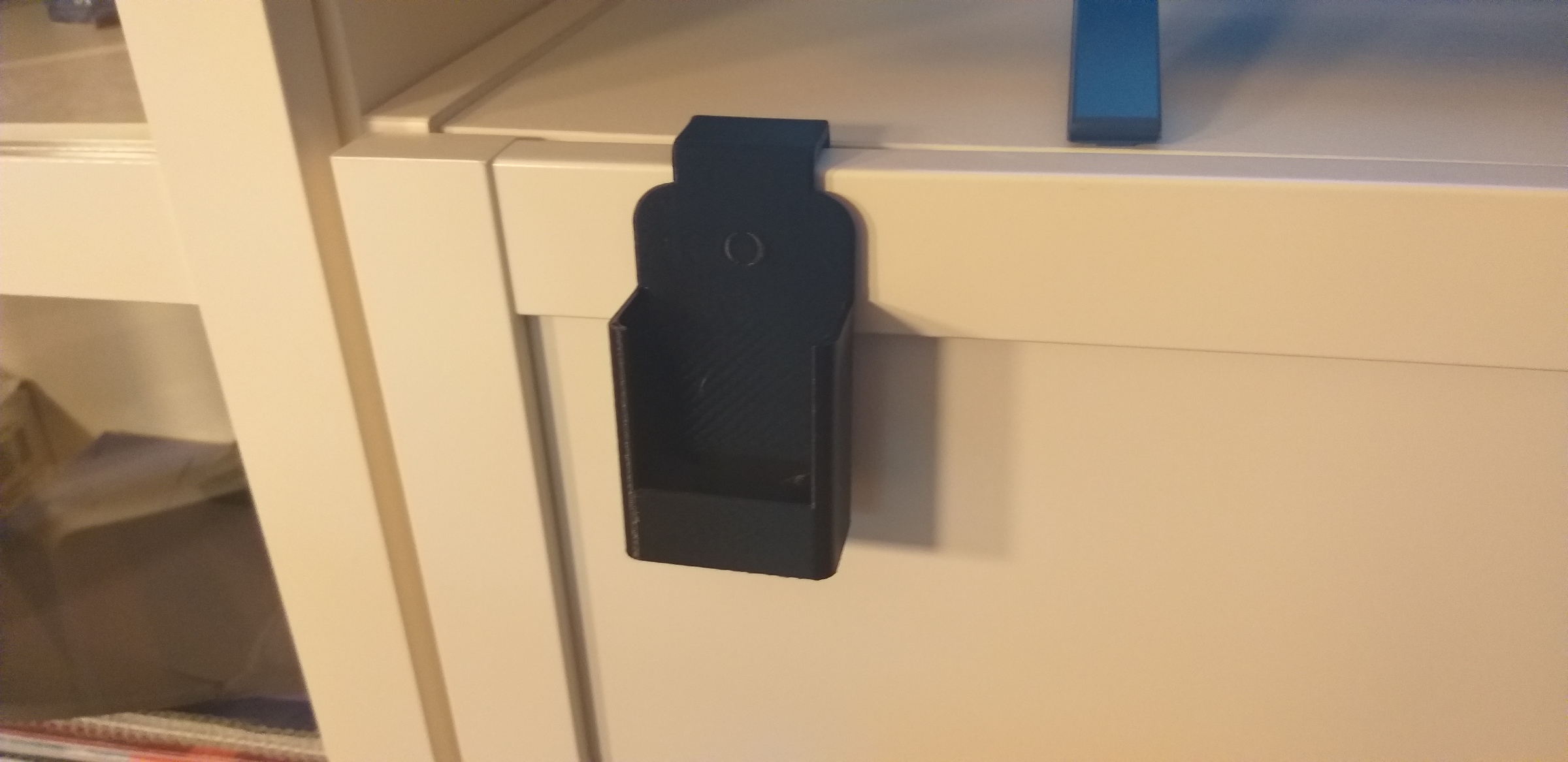 Remote Holder LG TV for Kallax Doors by Brummy | Download free STL ...