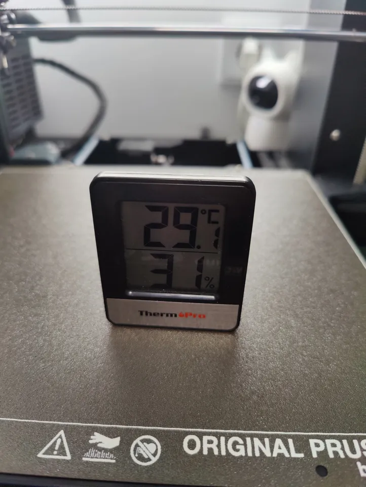 Hygrometer Halter (Therm Pro) by Honolulu | Download free STL model ...